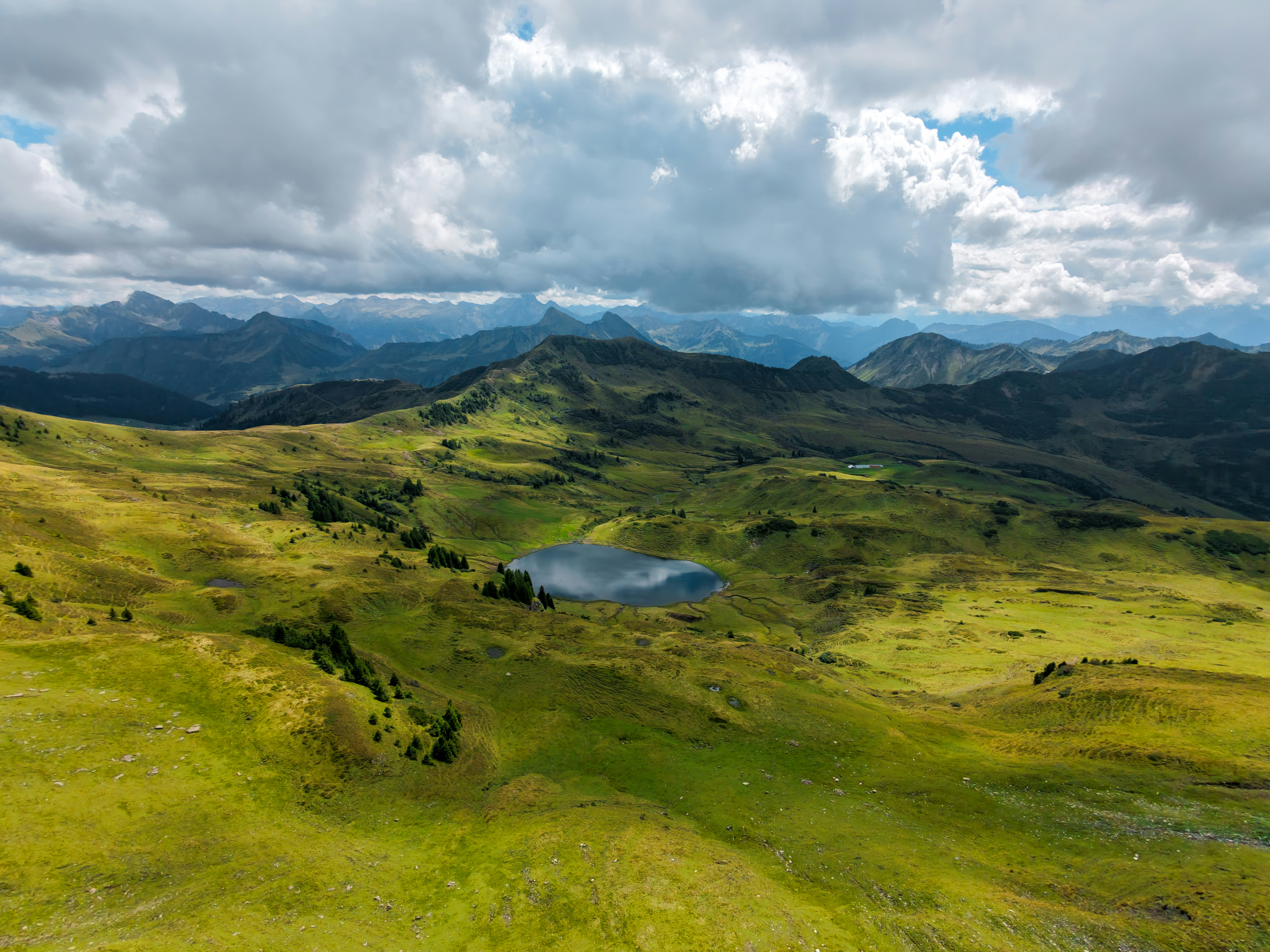 A Quiet Dolomitic Basin: Emerald Hills and a Remote Lake