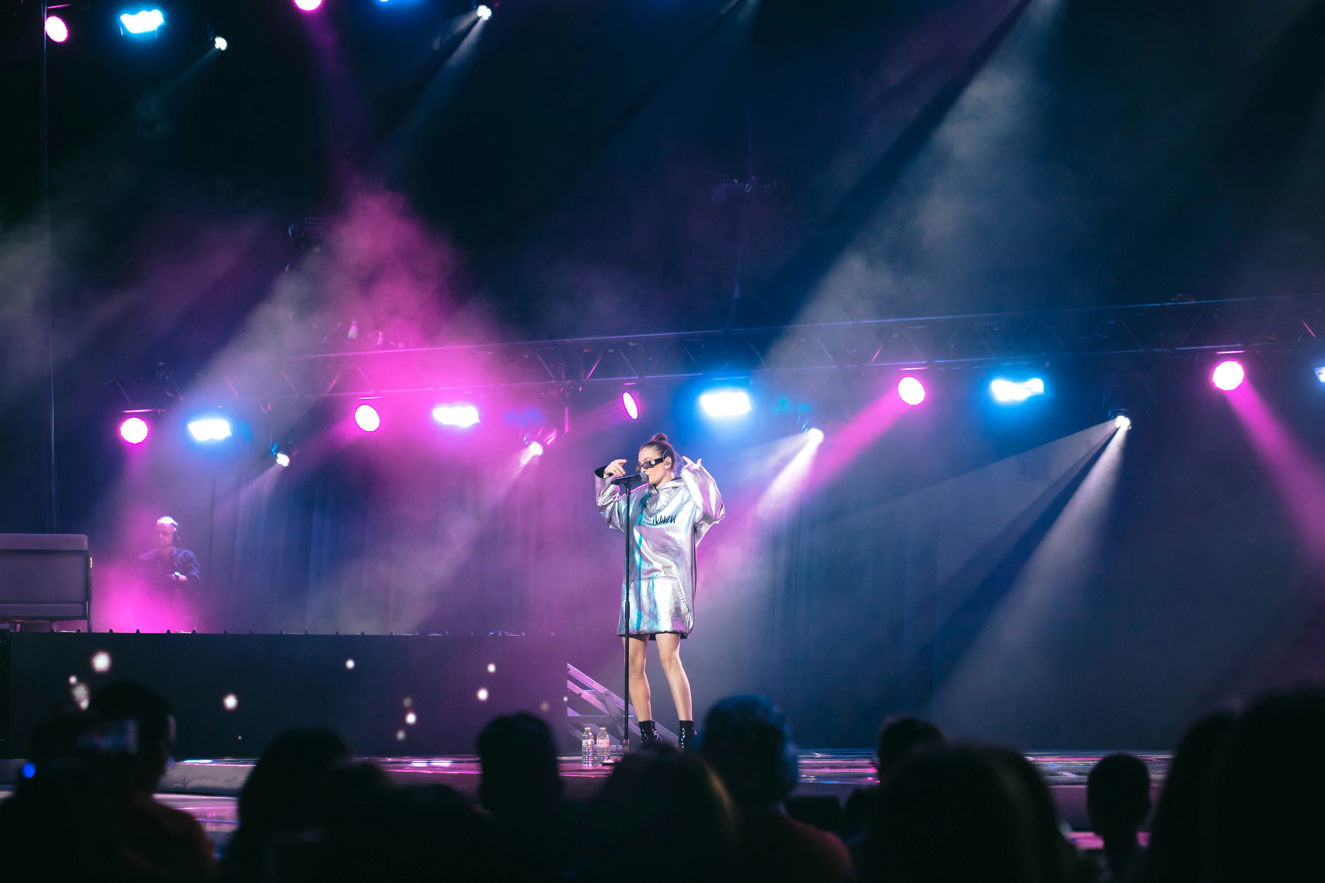 Midnight Spotlight: Silvery Stage Presence
