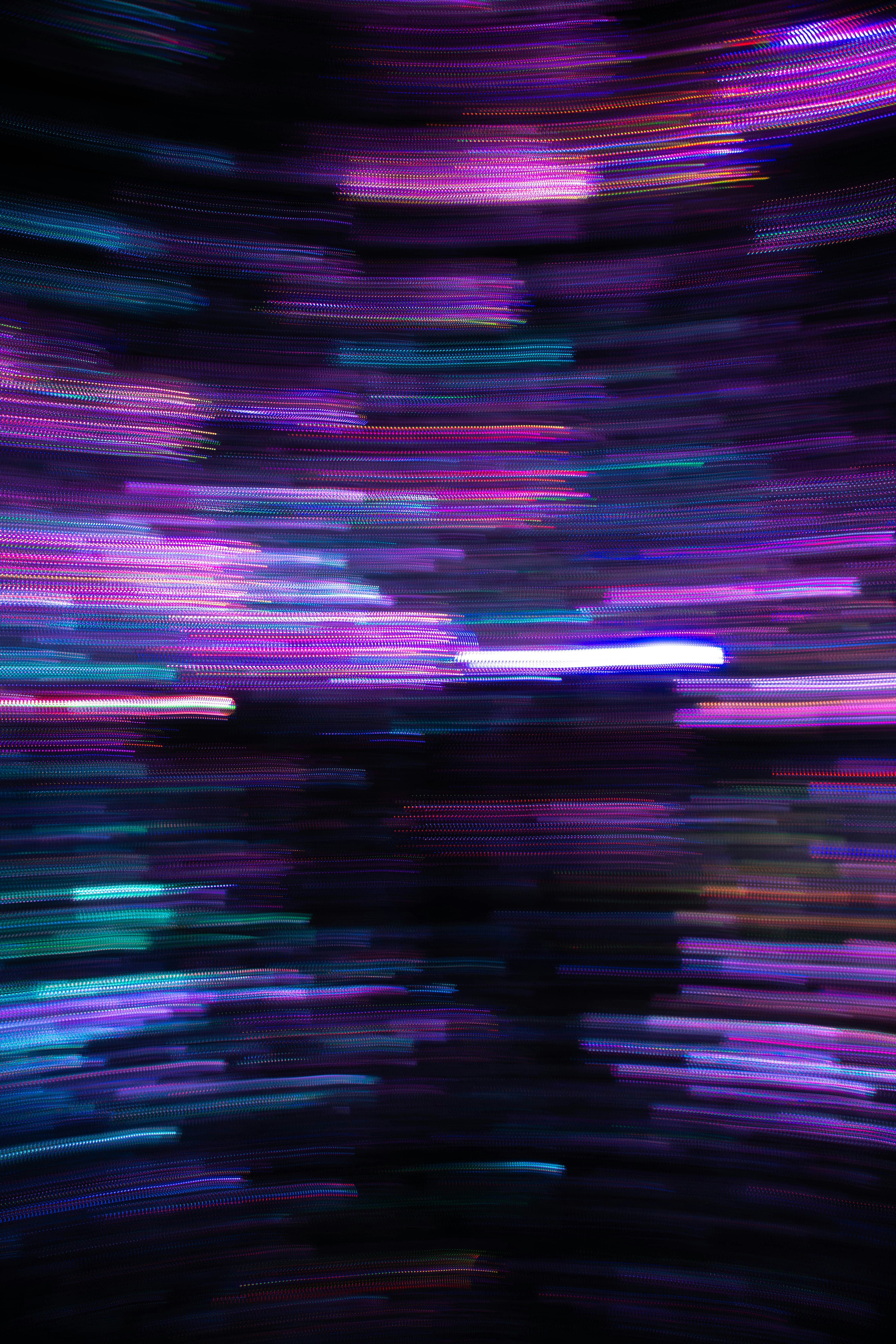 Neon Blur: Concentric Waves of City Light
