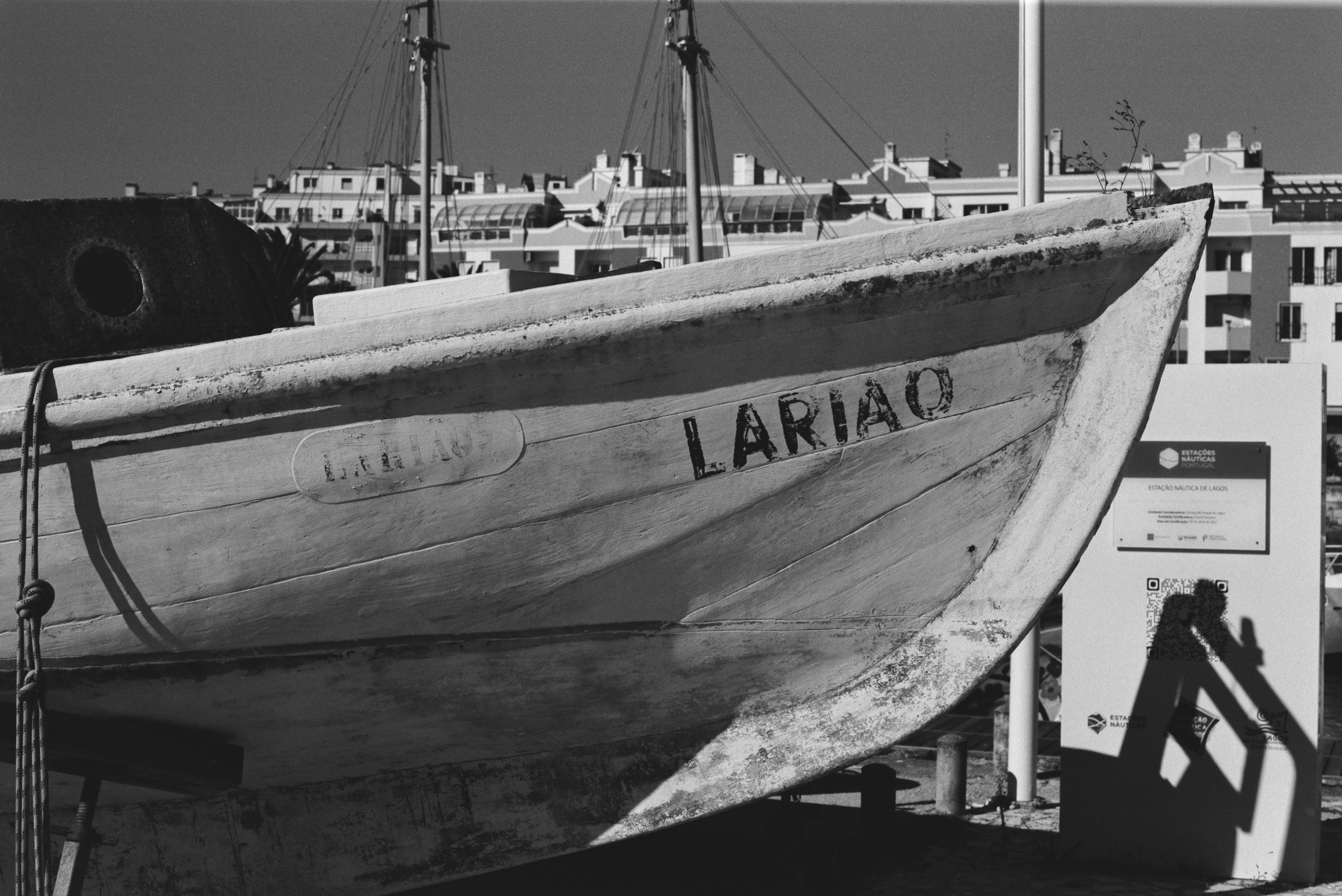 Weathered Bow of Lariao: A Marina Portrait in Monochrome