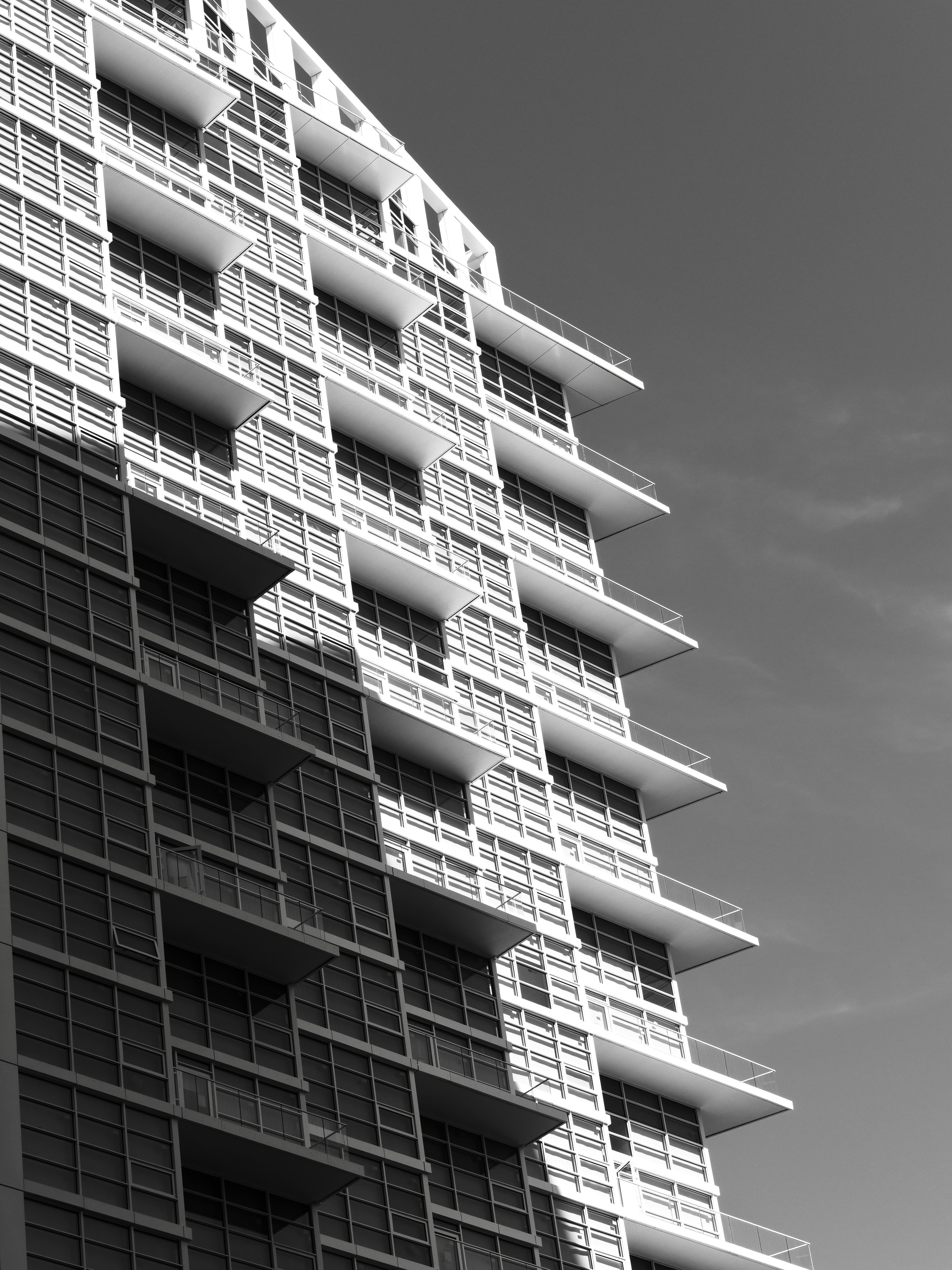Towering Geometry: Repeating Balconies in Monochrome