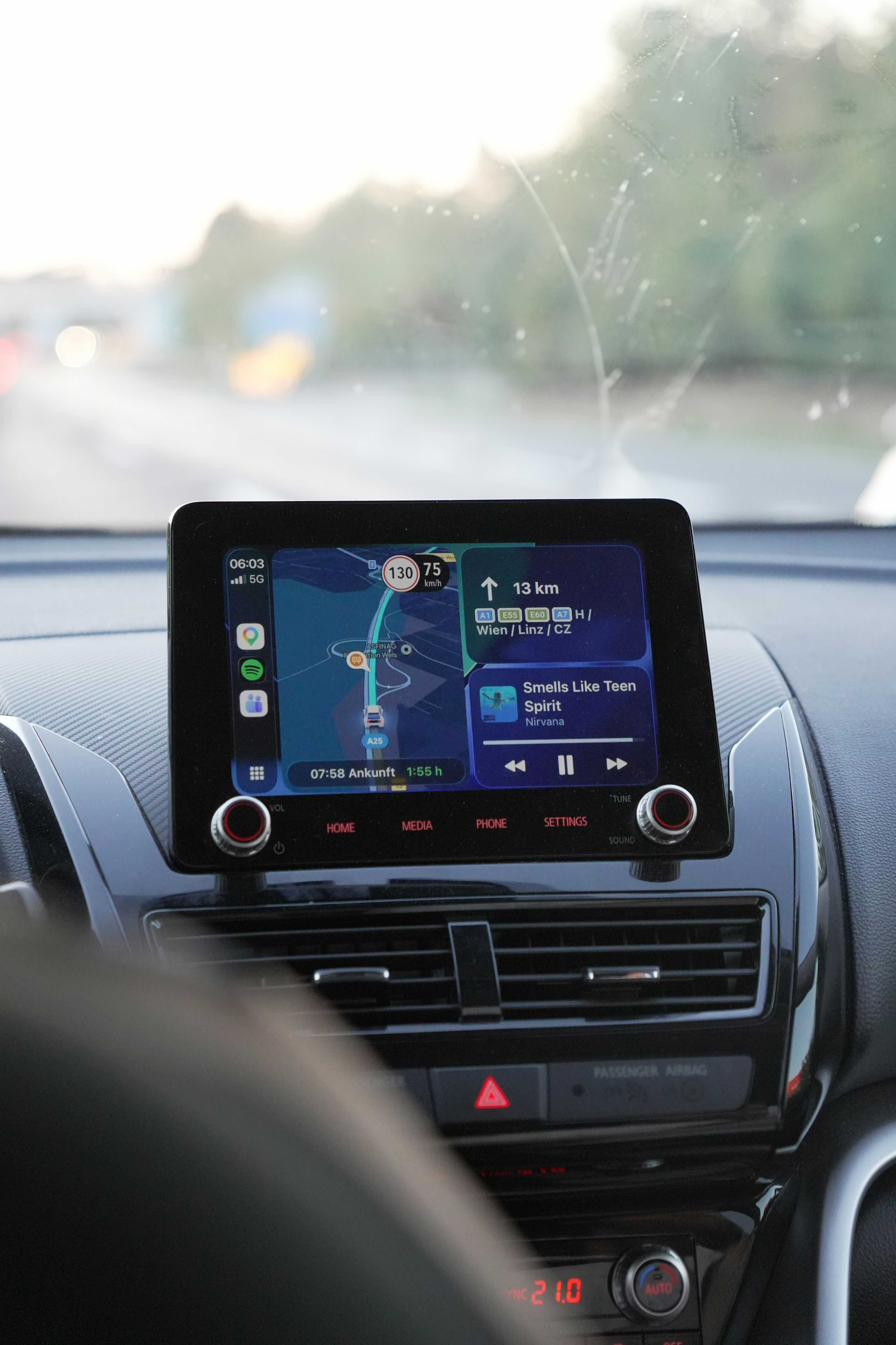 In-Car Navigator: A Glimpse at the Center Console Tablet