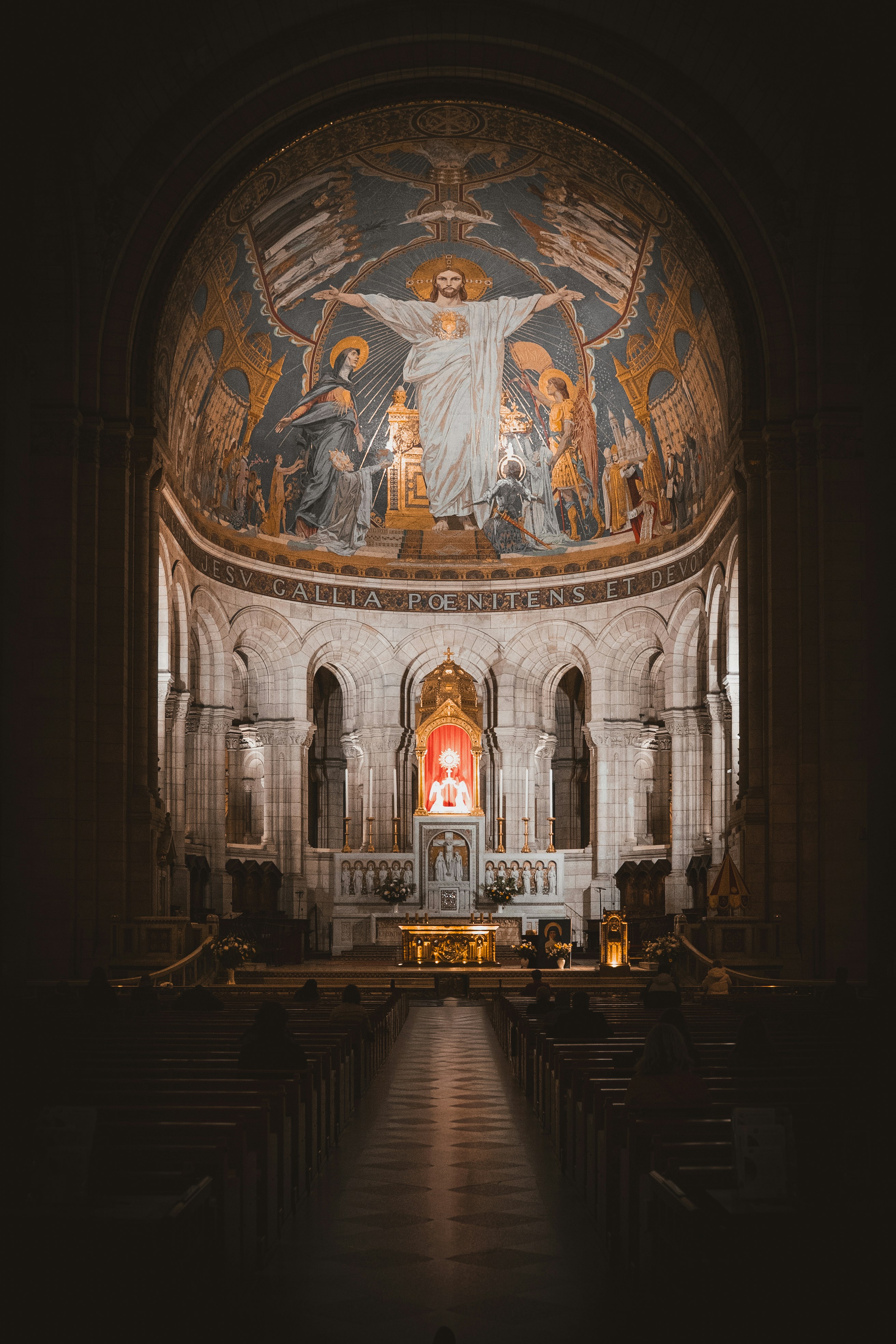 Pilgrim Light: A Cathedral Apotheosis Beneath a Mosaic Dome