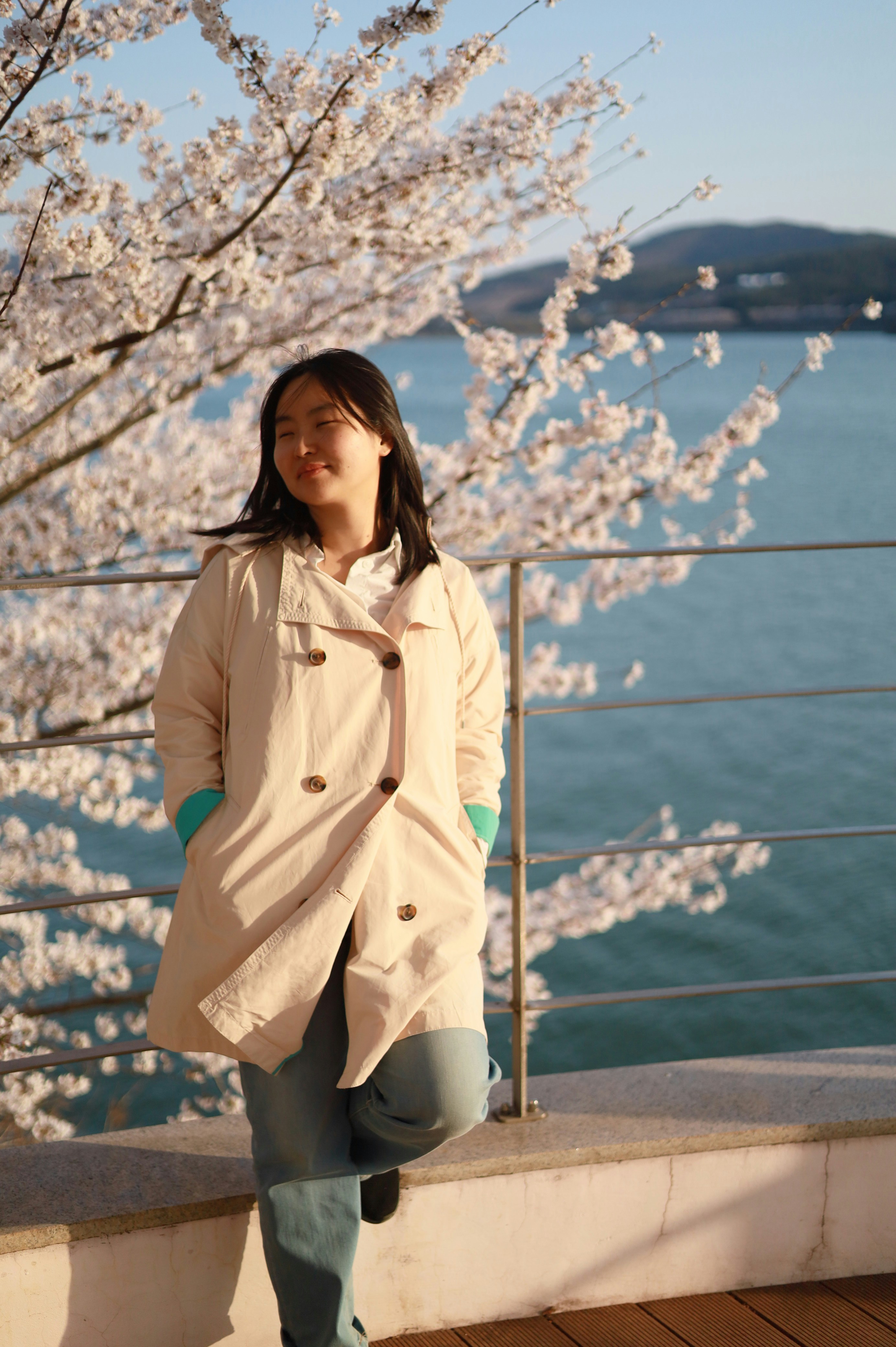 Cherry Blossom Avenue: Youthful Calm by the Waterfront