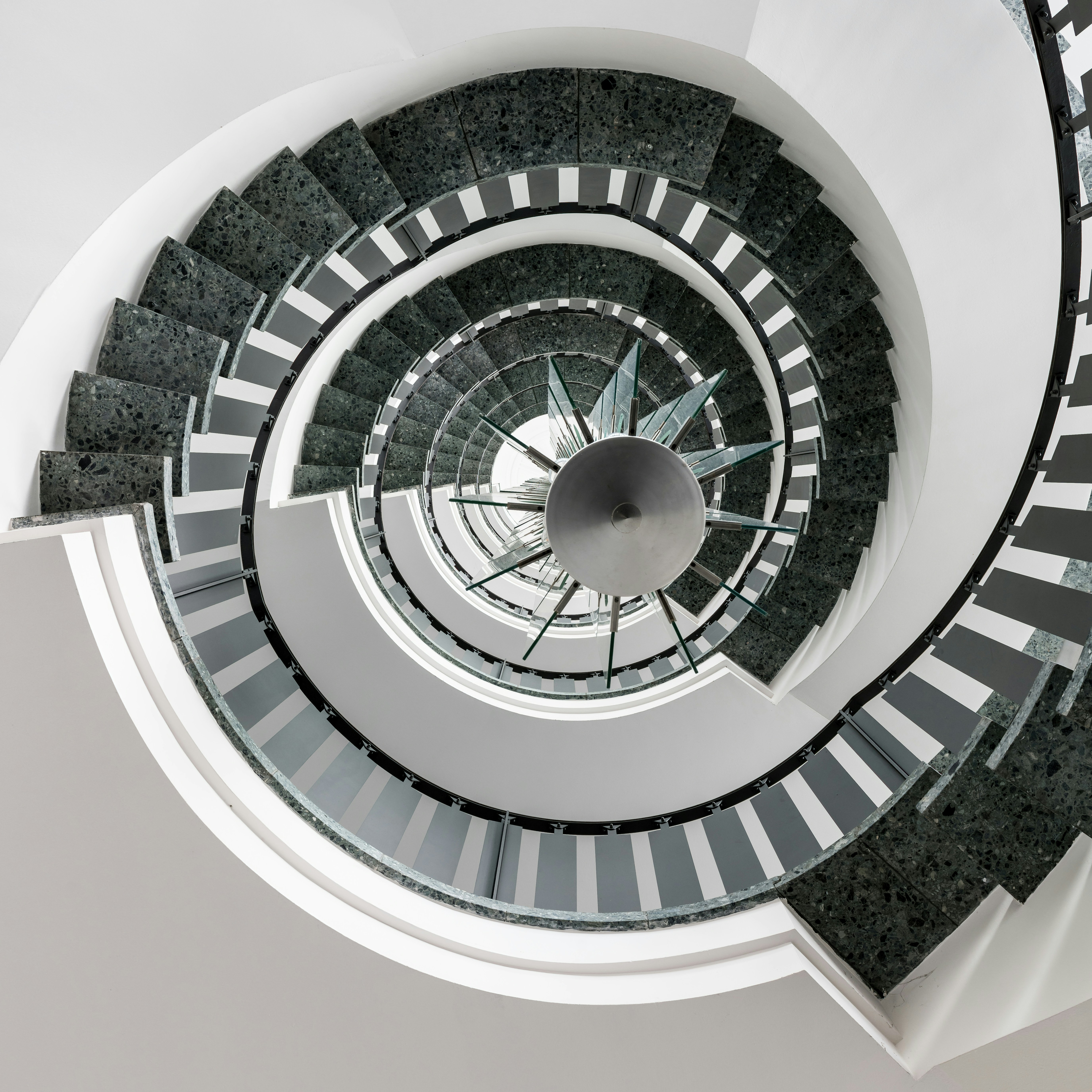Spiral Echo: A Desaturated Descent through Circular Stairs