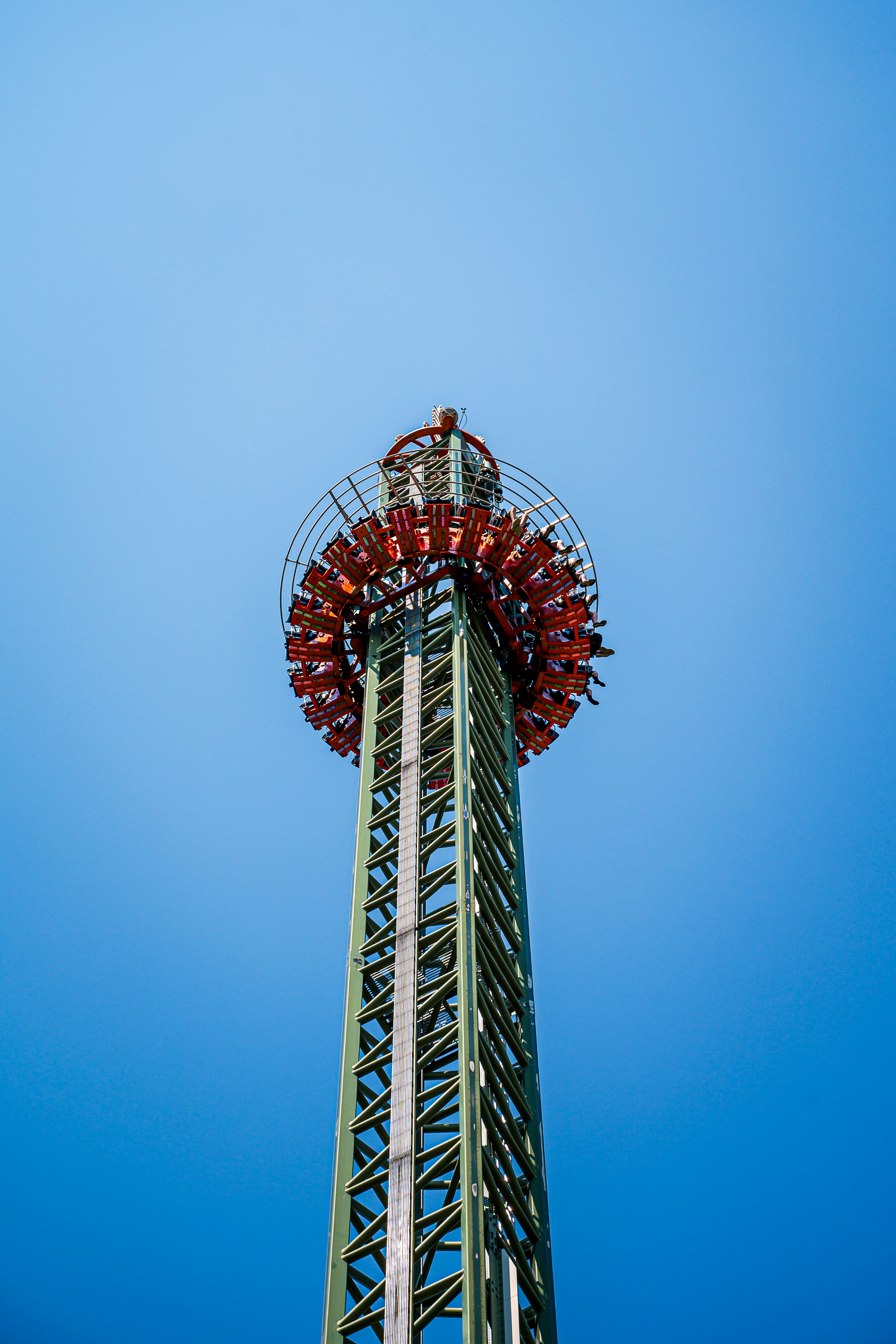 Vertical Thrill: The Circular Carriage at the Summit