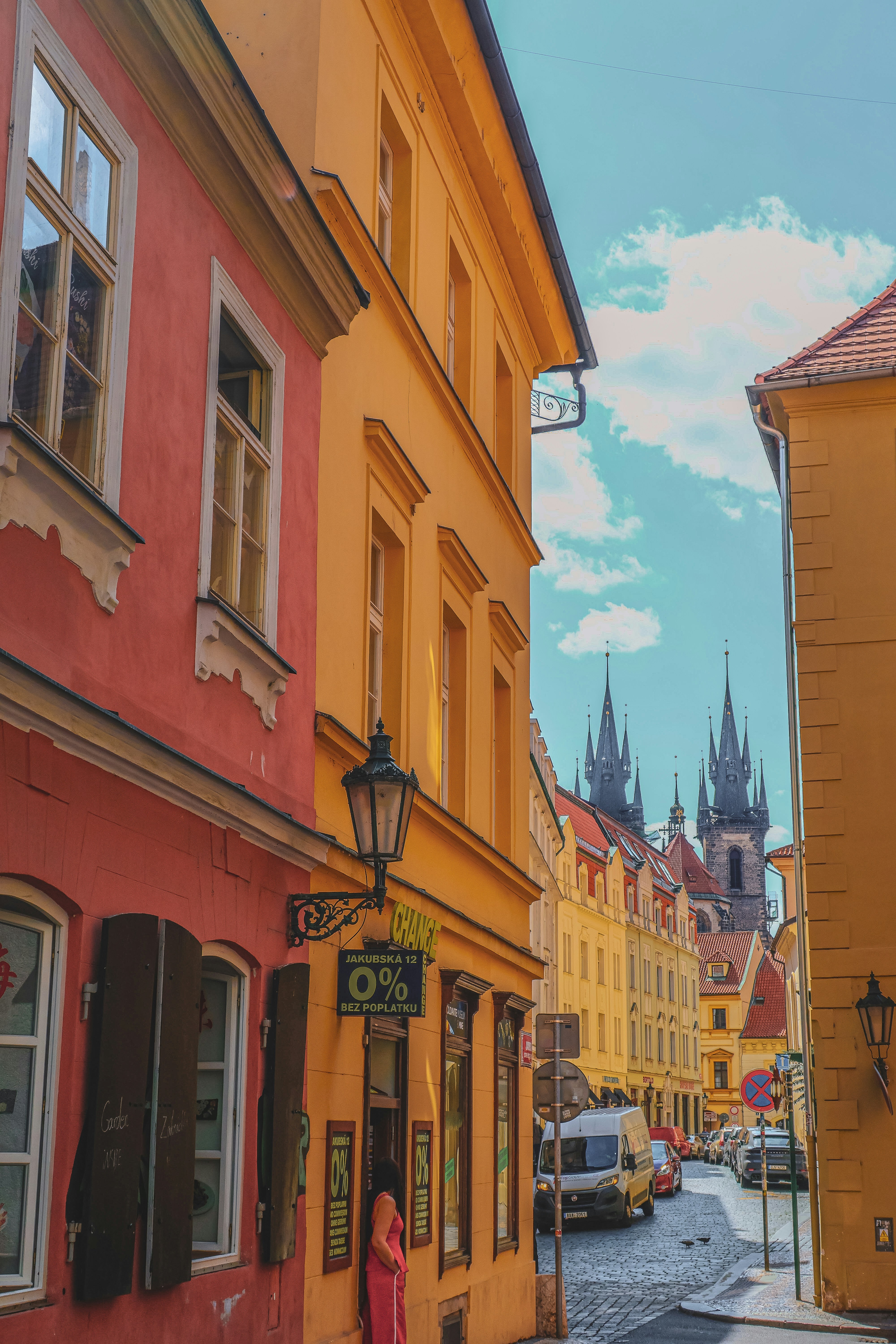 Chromatic Canal: A Colorscape of Old Town Angles