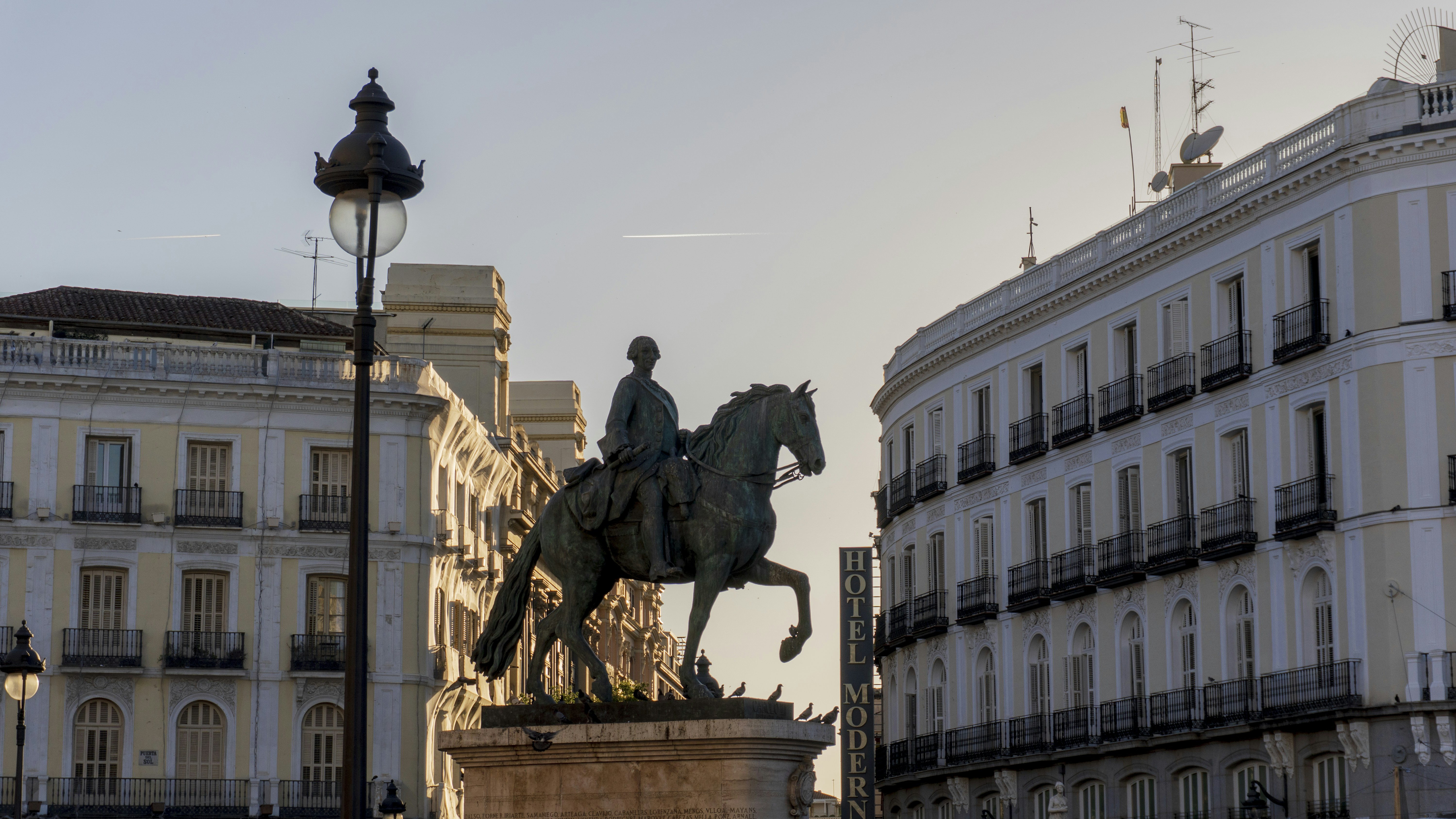 Equestrian Guardian in a Sunlit Plaza