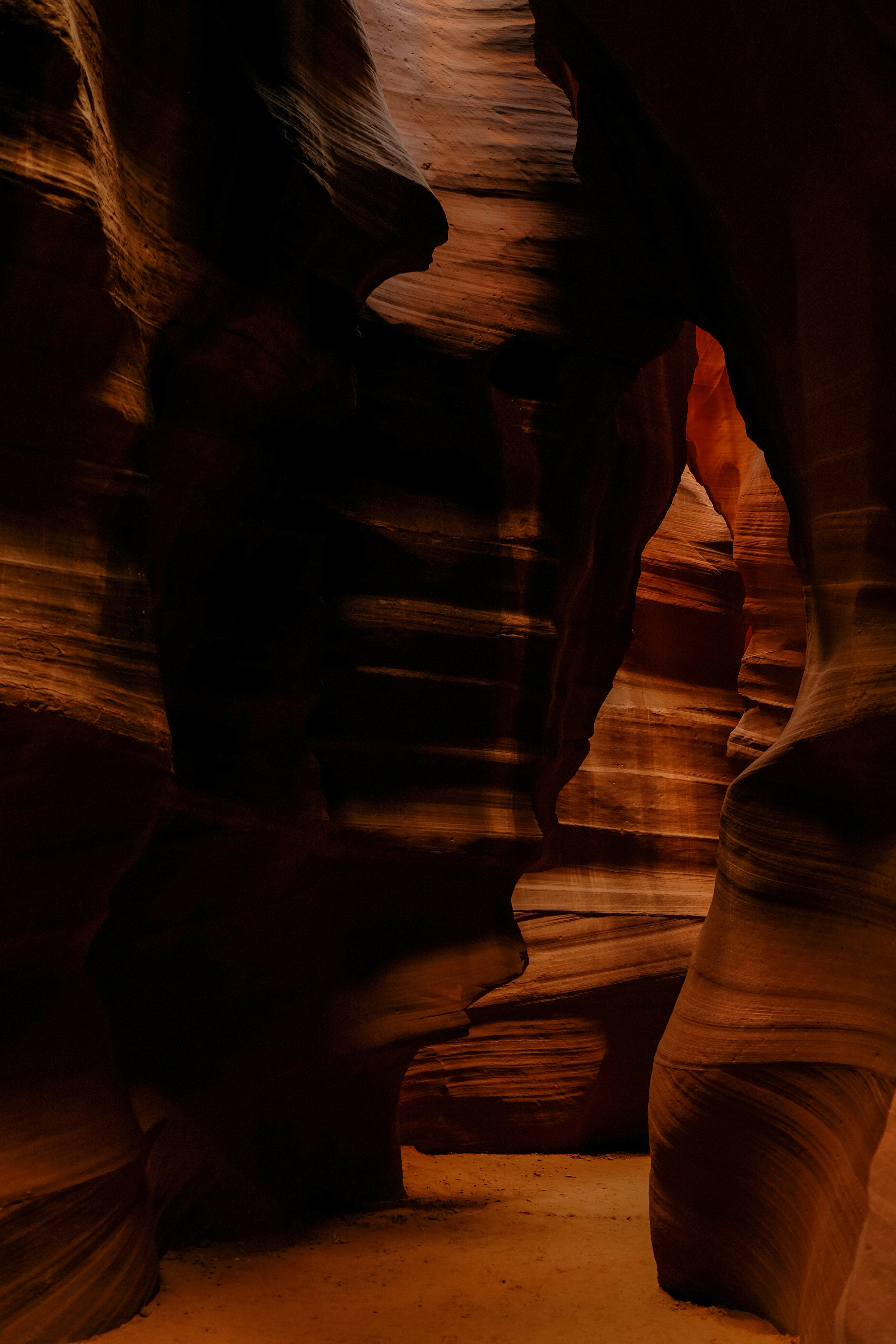 Sinuous Echoes: Light Carves a Canyon within Canyon