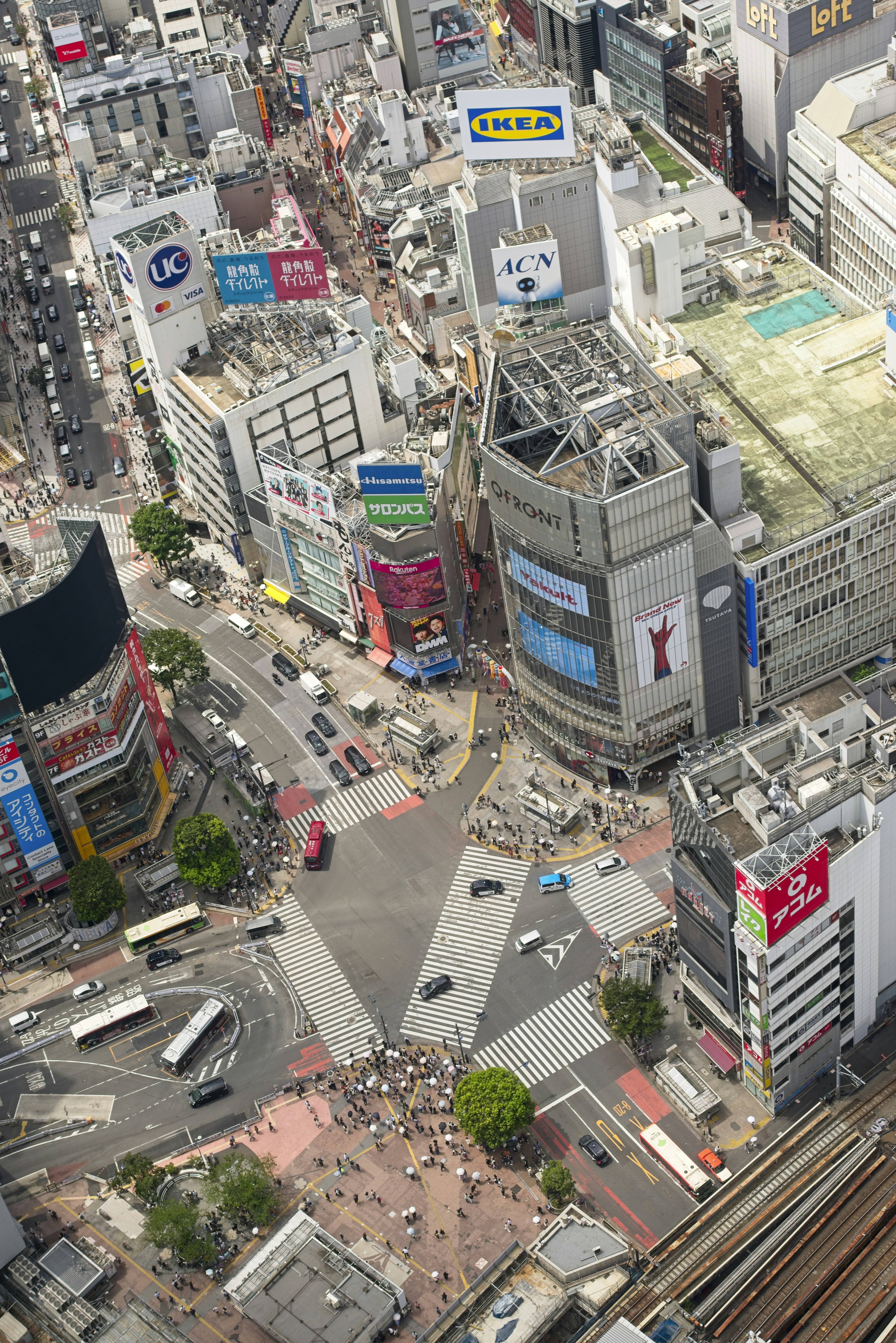 Aerial Pulse: Shibuya's Crossroads From Above