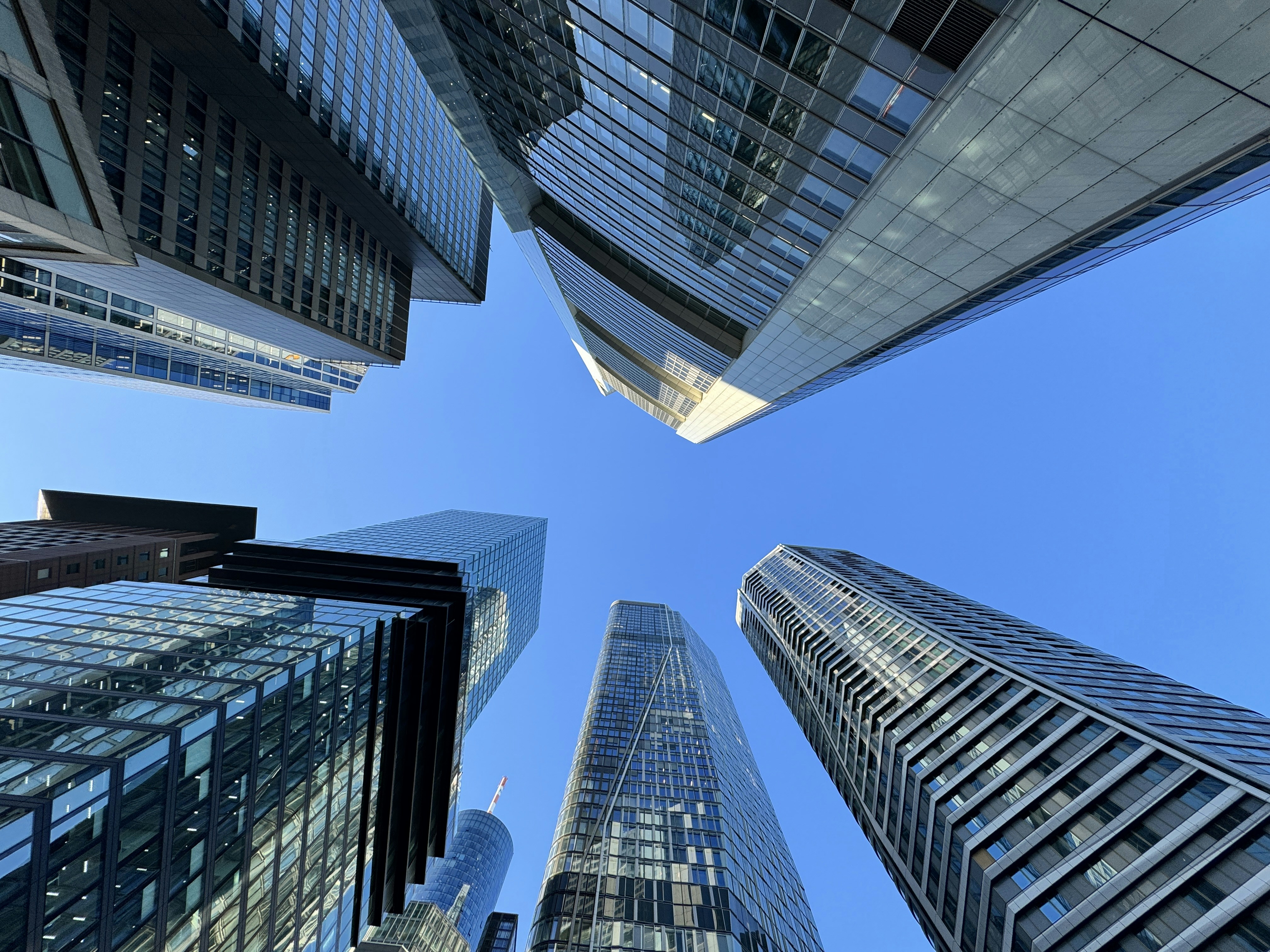 Skyrise Constellation: A Vertical Ring of Glass and Steel