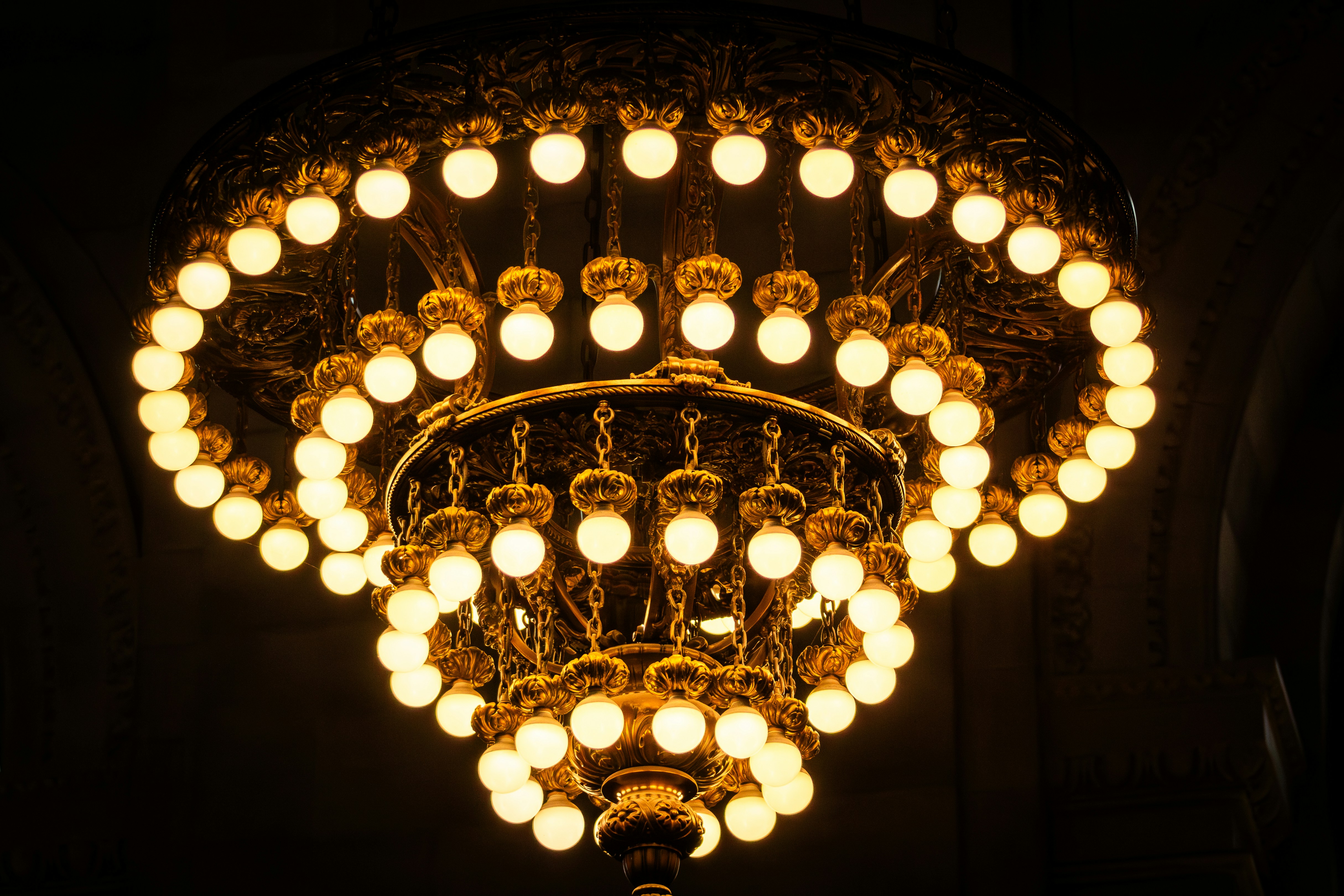 Orbital Glow: A Downtime Portrait of a Grand Chandelier