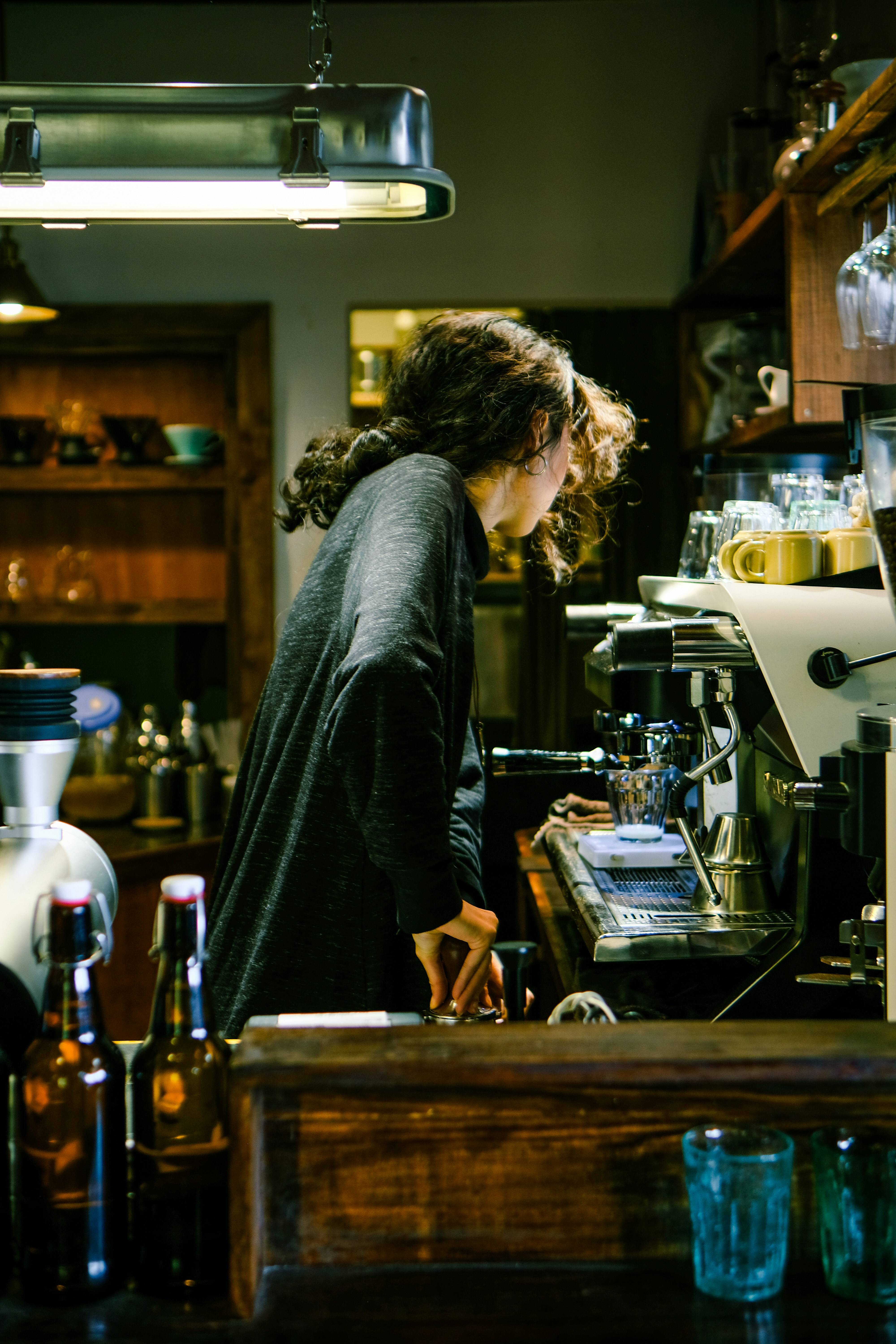 Barista in Motion: Framing a Quiet Moment at the Espresso Bar