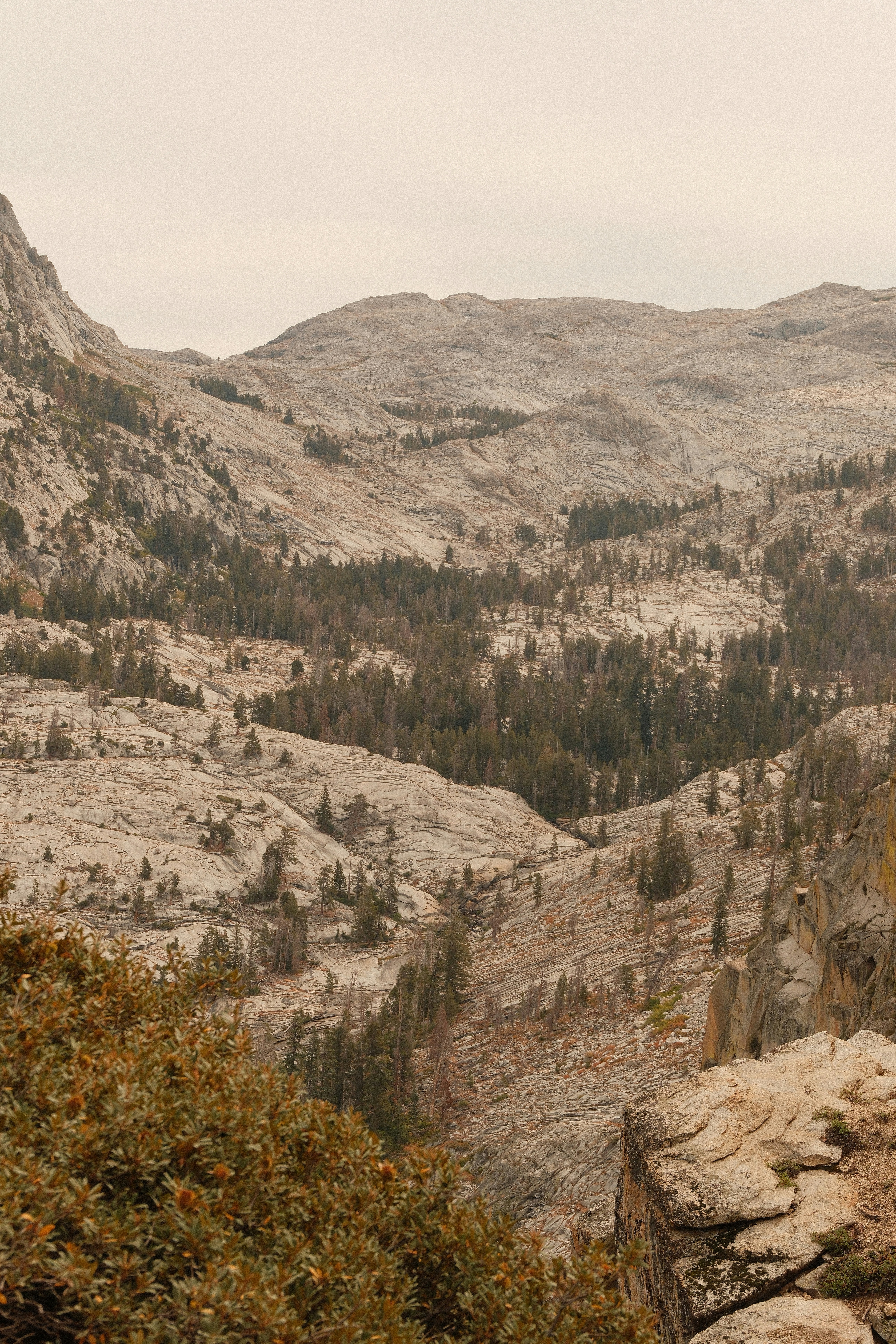 Desert Granite Valleys Under Quiet Skies