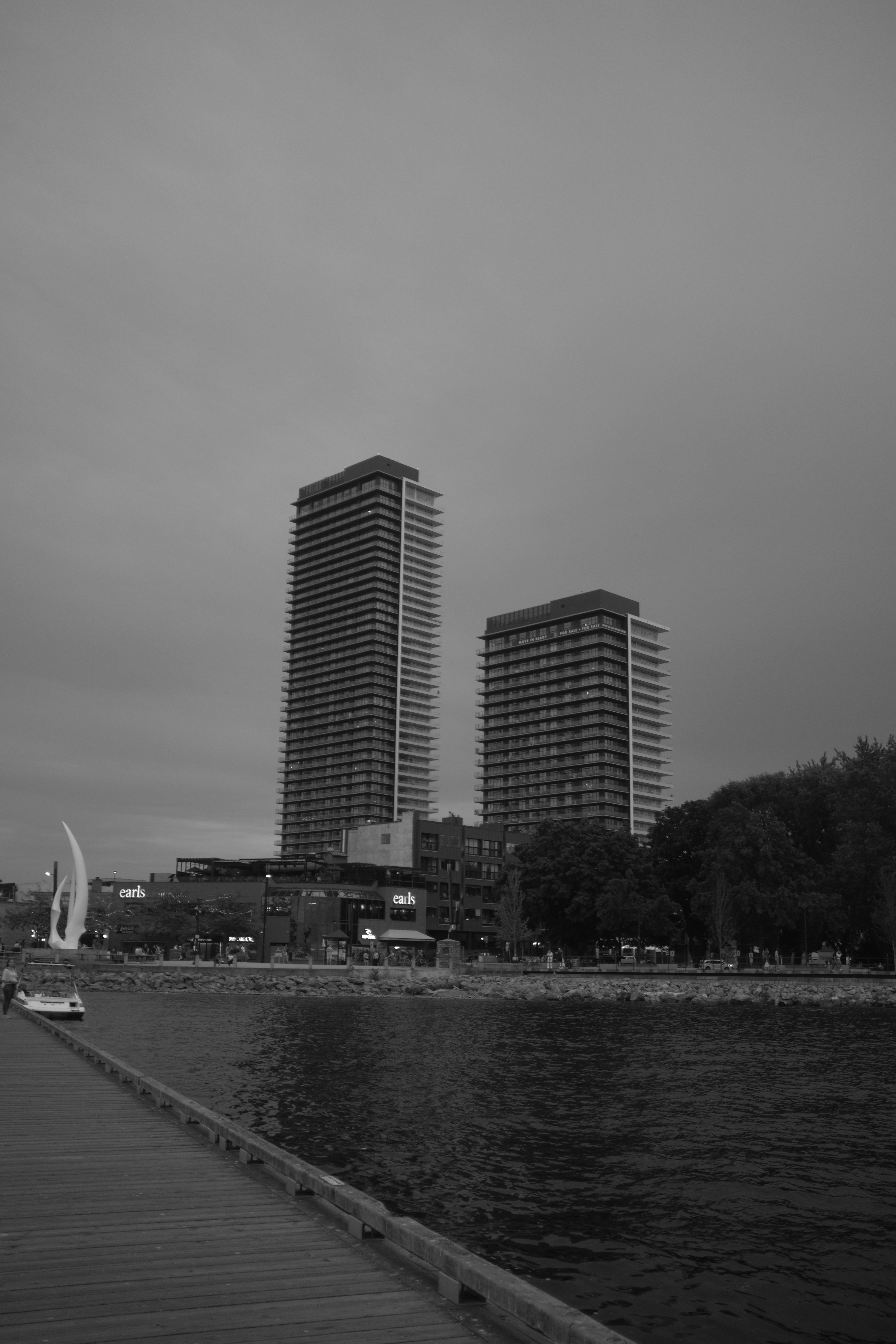 Twin Towers at the Waterfront: A monochrome city silhouette