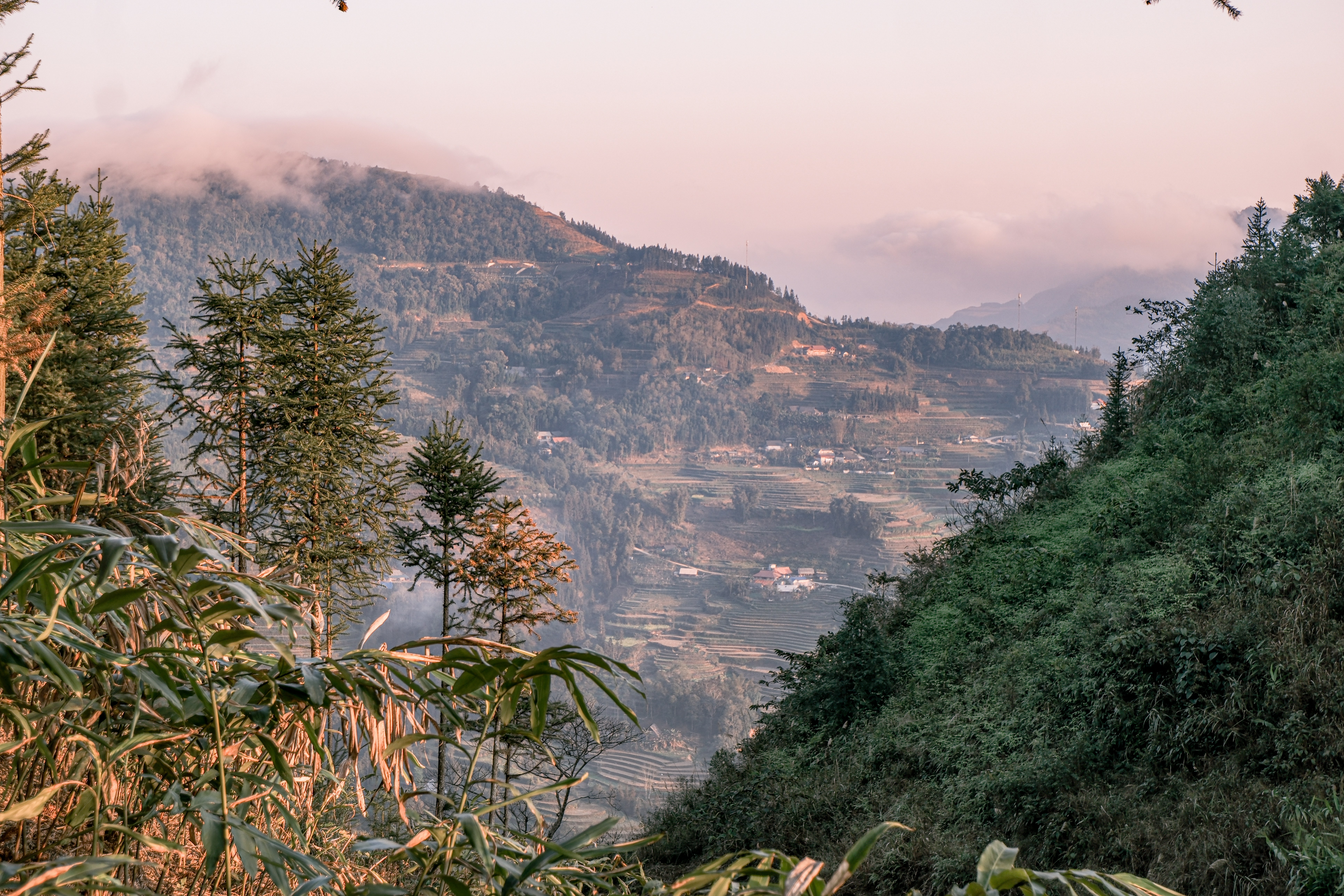 Terraced Valleys at Dawn: A Quiet Sunrise Over the Hills