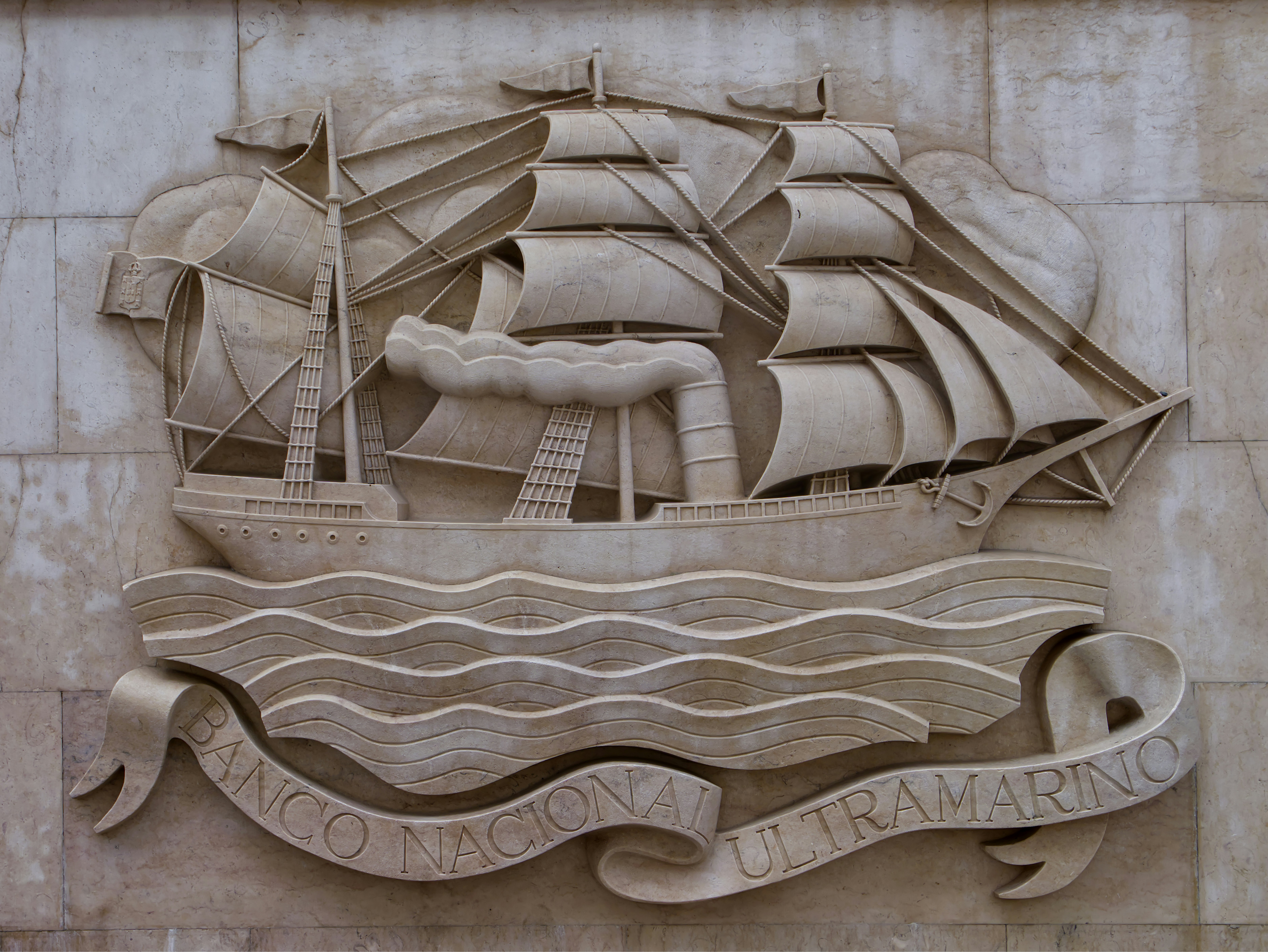 Relief of a Maritime Hero: The Ultraromantic Ship