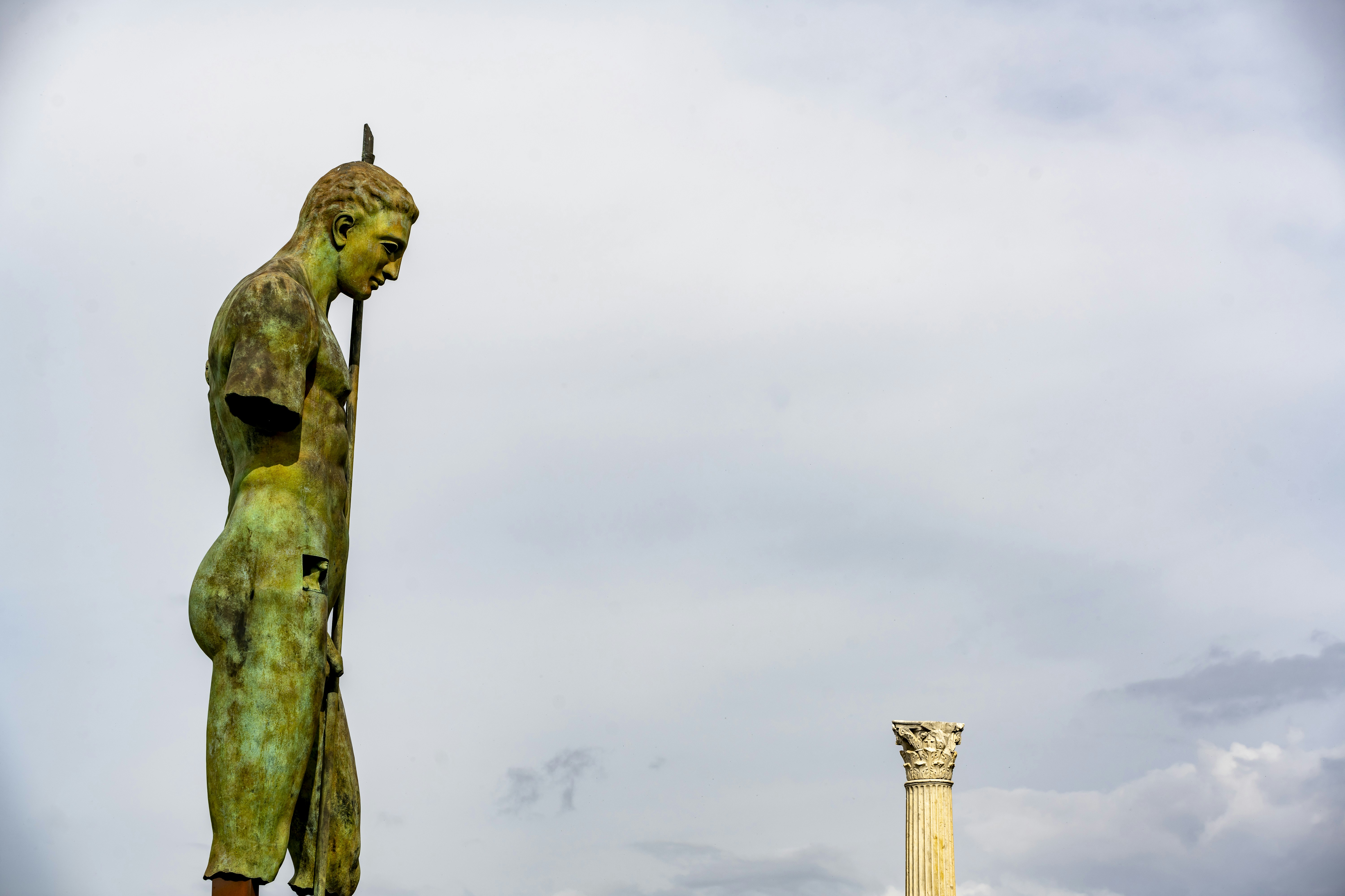 A Surreal Statue Gaze: The Lone Warrior Beneath a Broad Sky