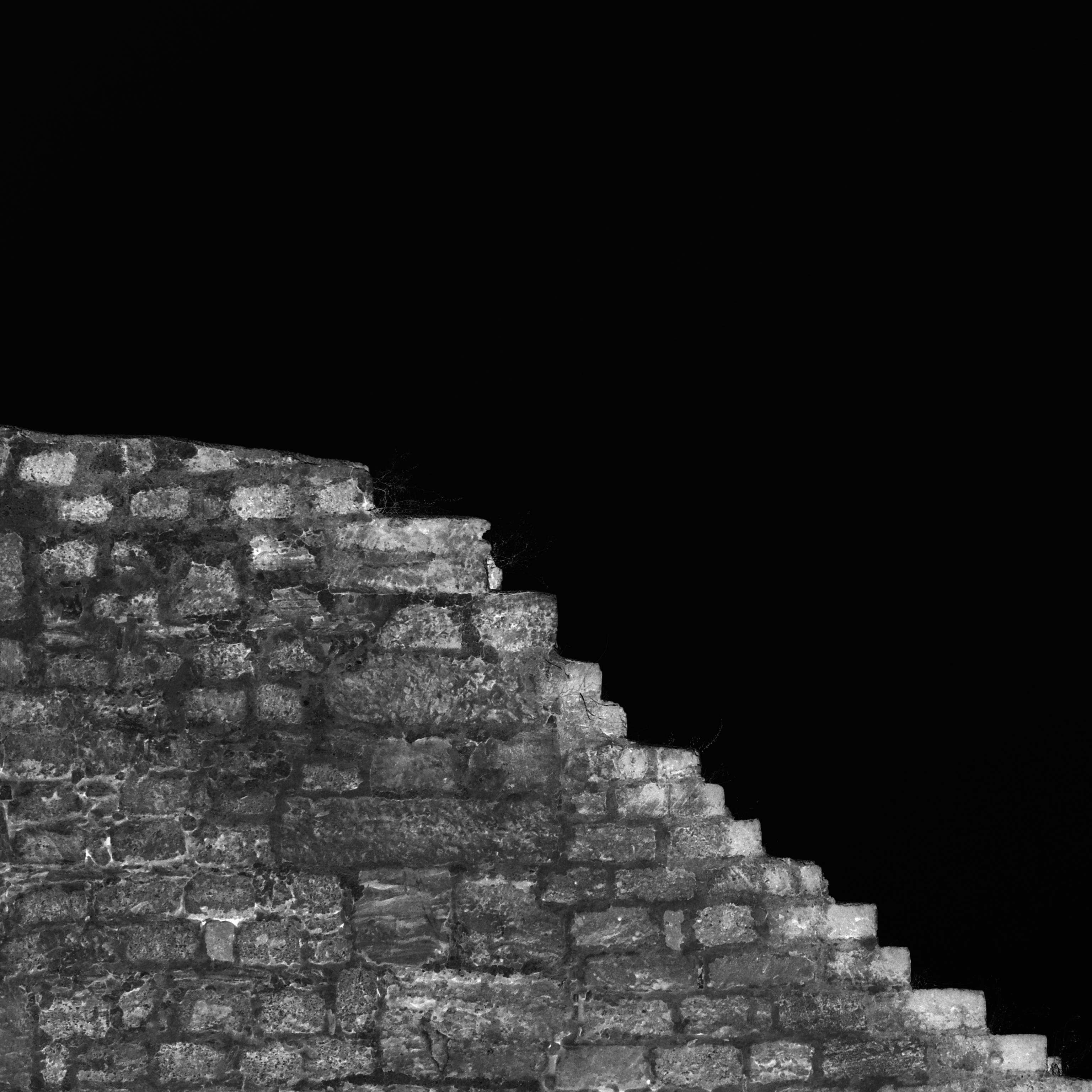 Moonlit Step of Stone: A Quiet Night in the Arches