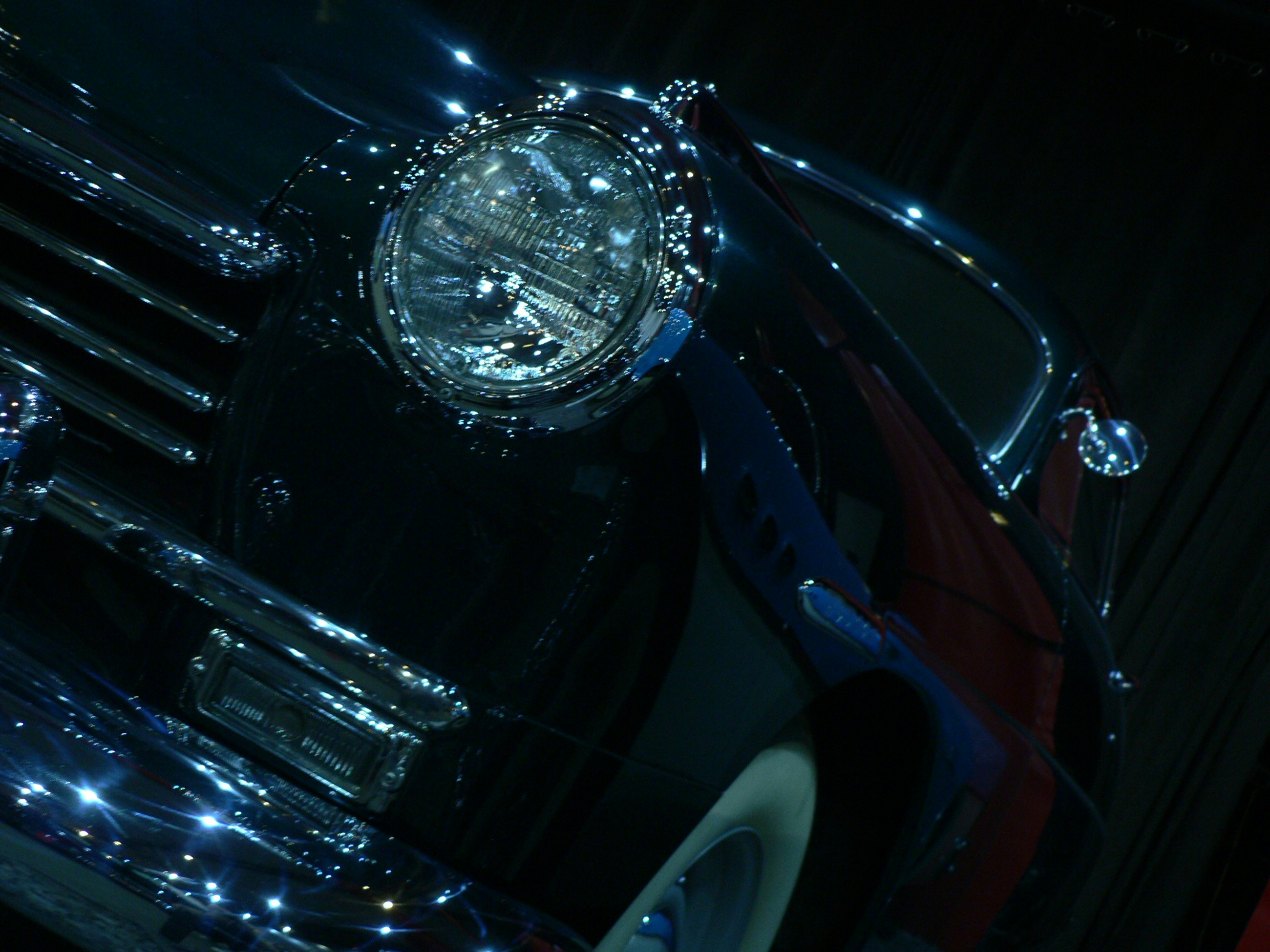 Midnight Chrome: A Classic Car’s Glistening Facade