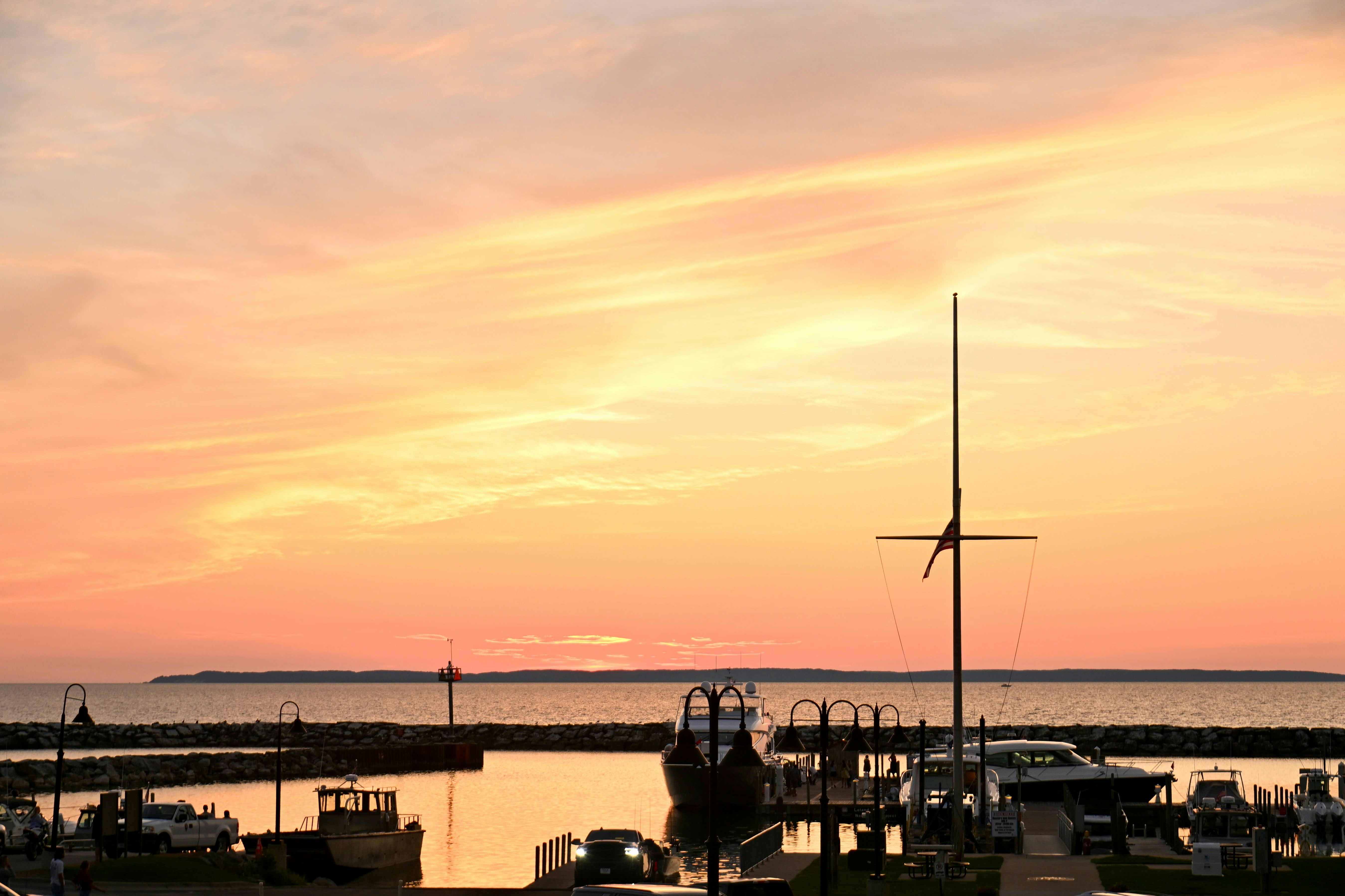 Horizon Vessel: A Sunset Marina Portrait