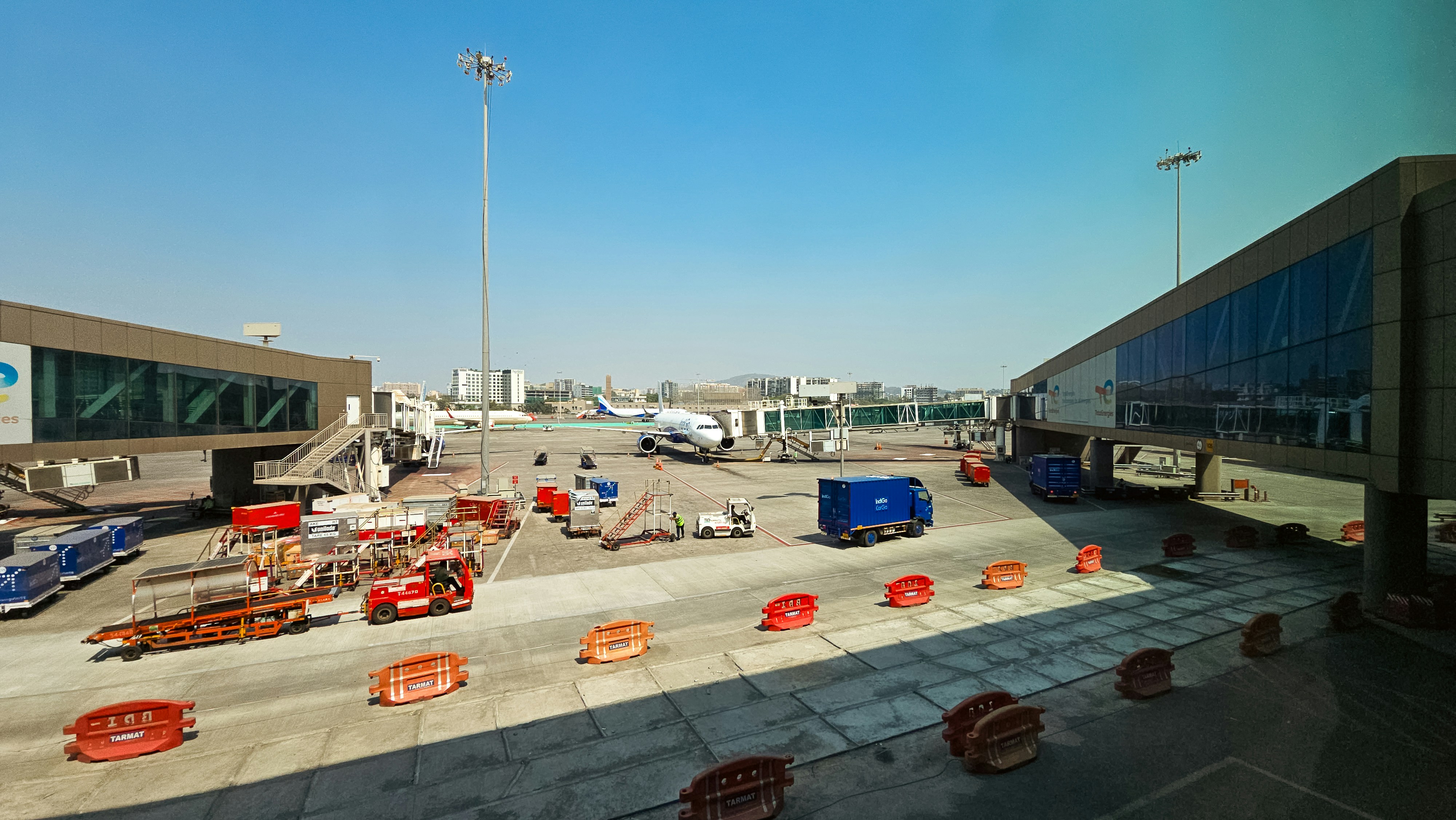 Jetway Shadow and Staging at Distant Terminal