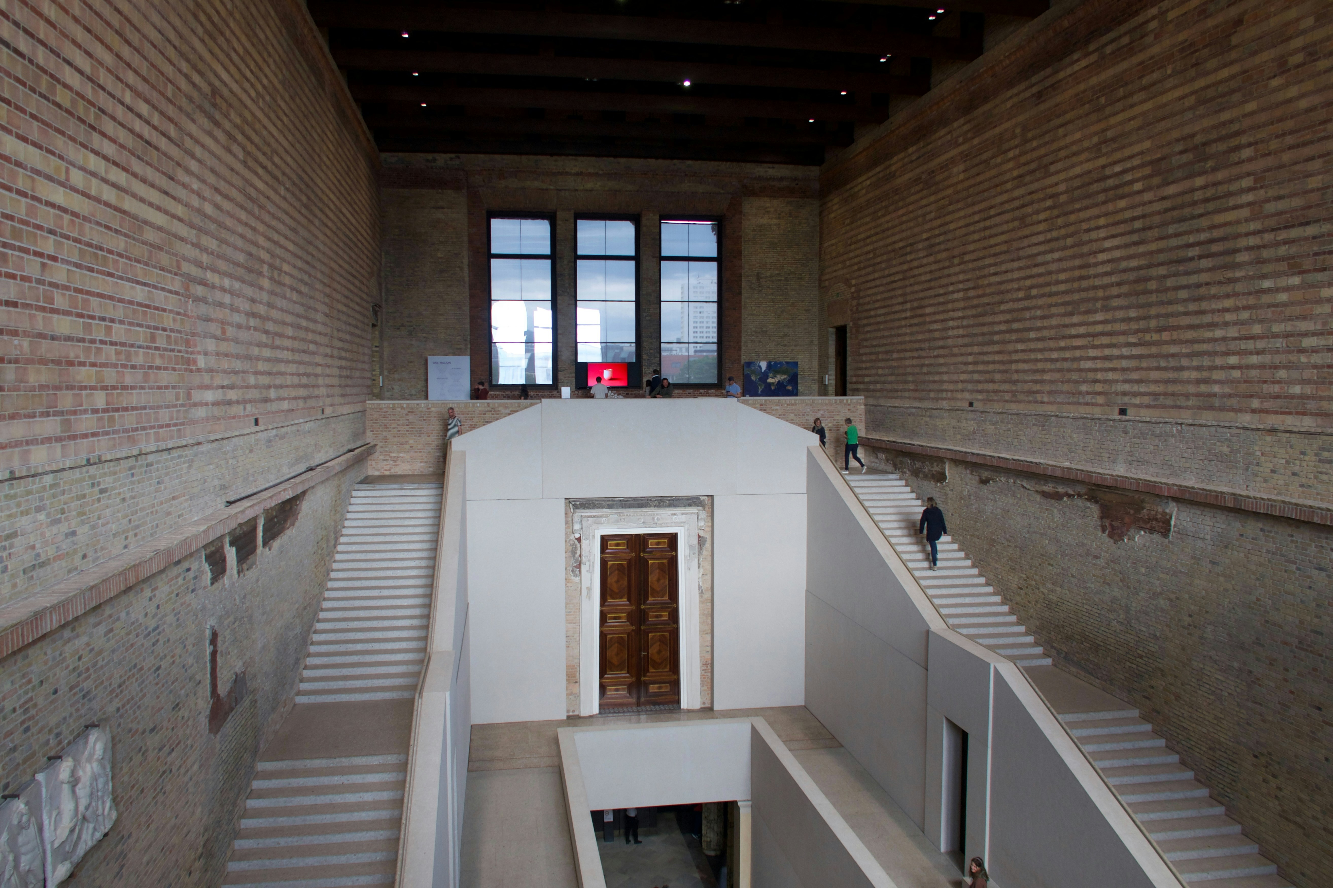 Architectural Symmetry: A Grand Atrium with Central Doorway