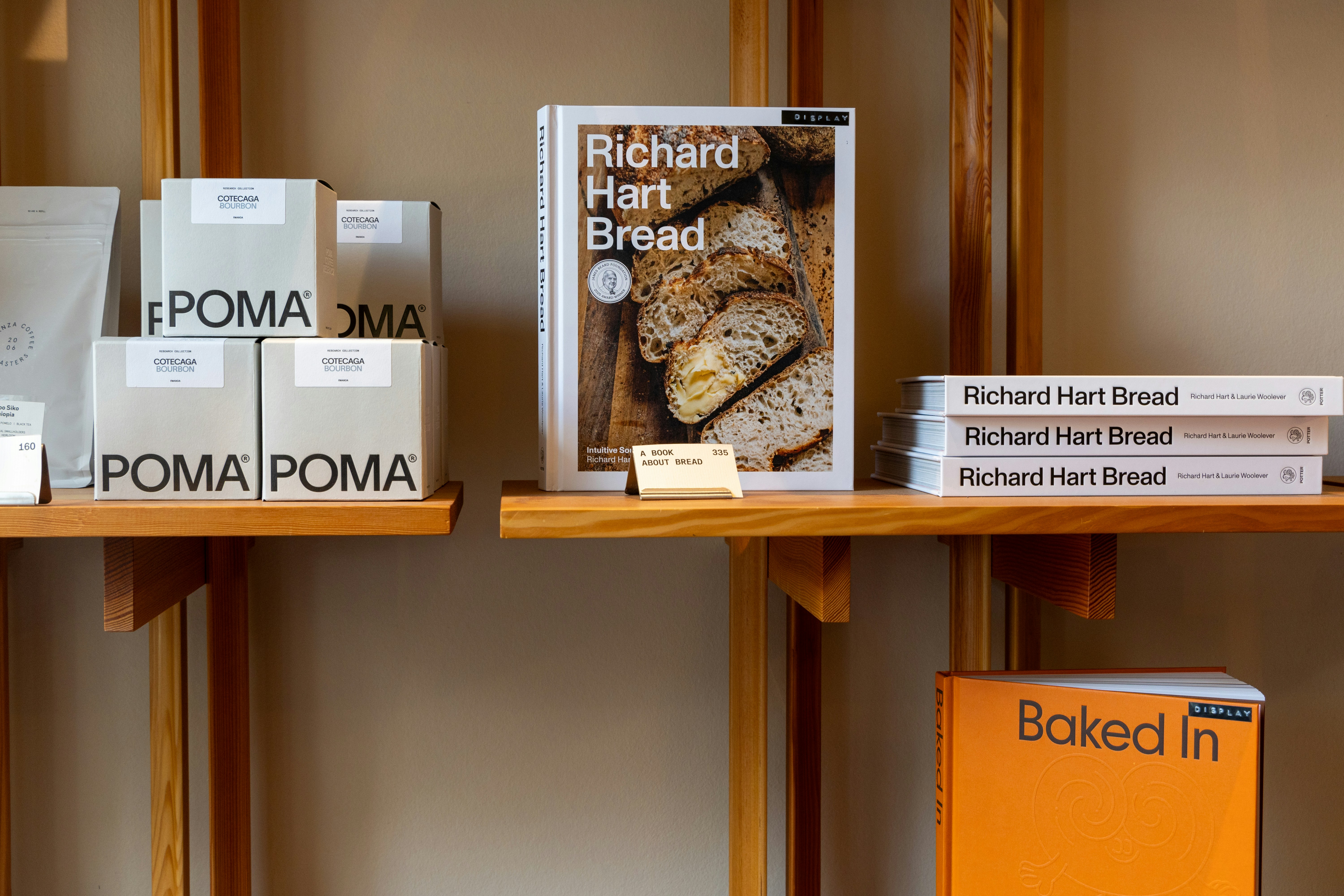 Richard Hart Bread in Focus: A Warm Shelf of Craft and Color