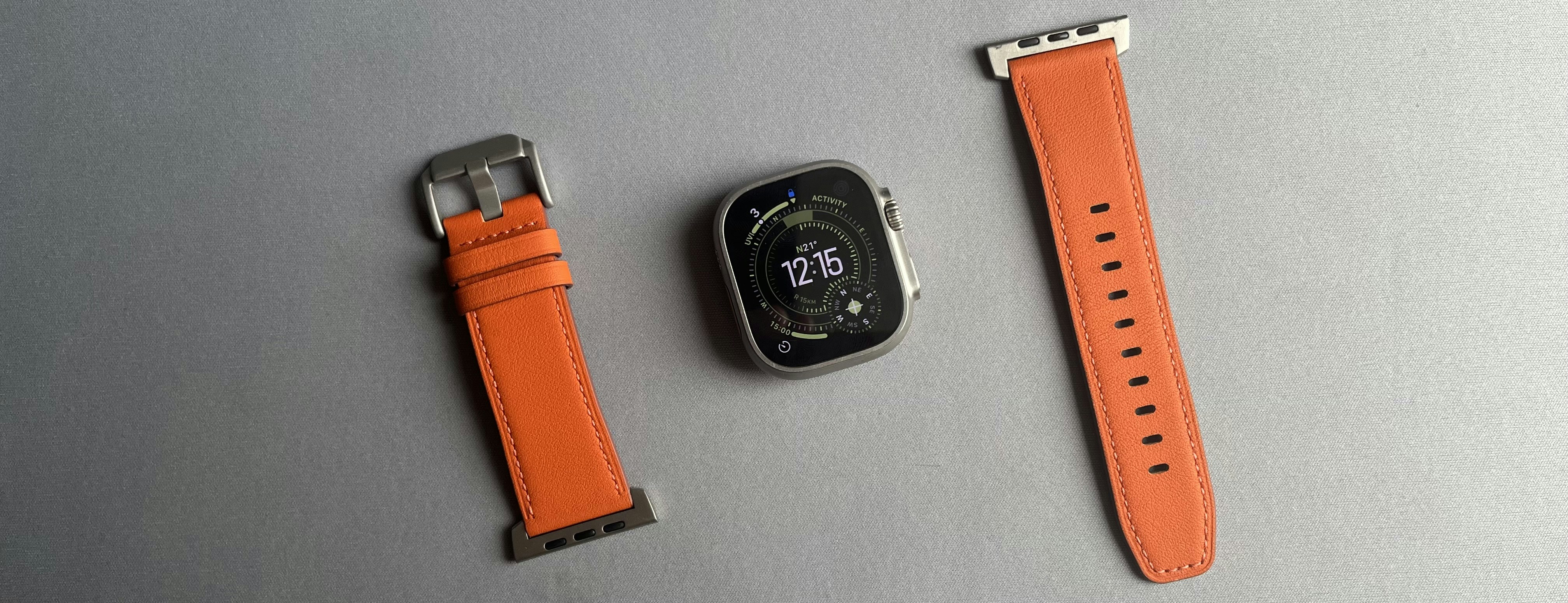 Orange Straps, Black Square: A Smartwatch Between Bands
