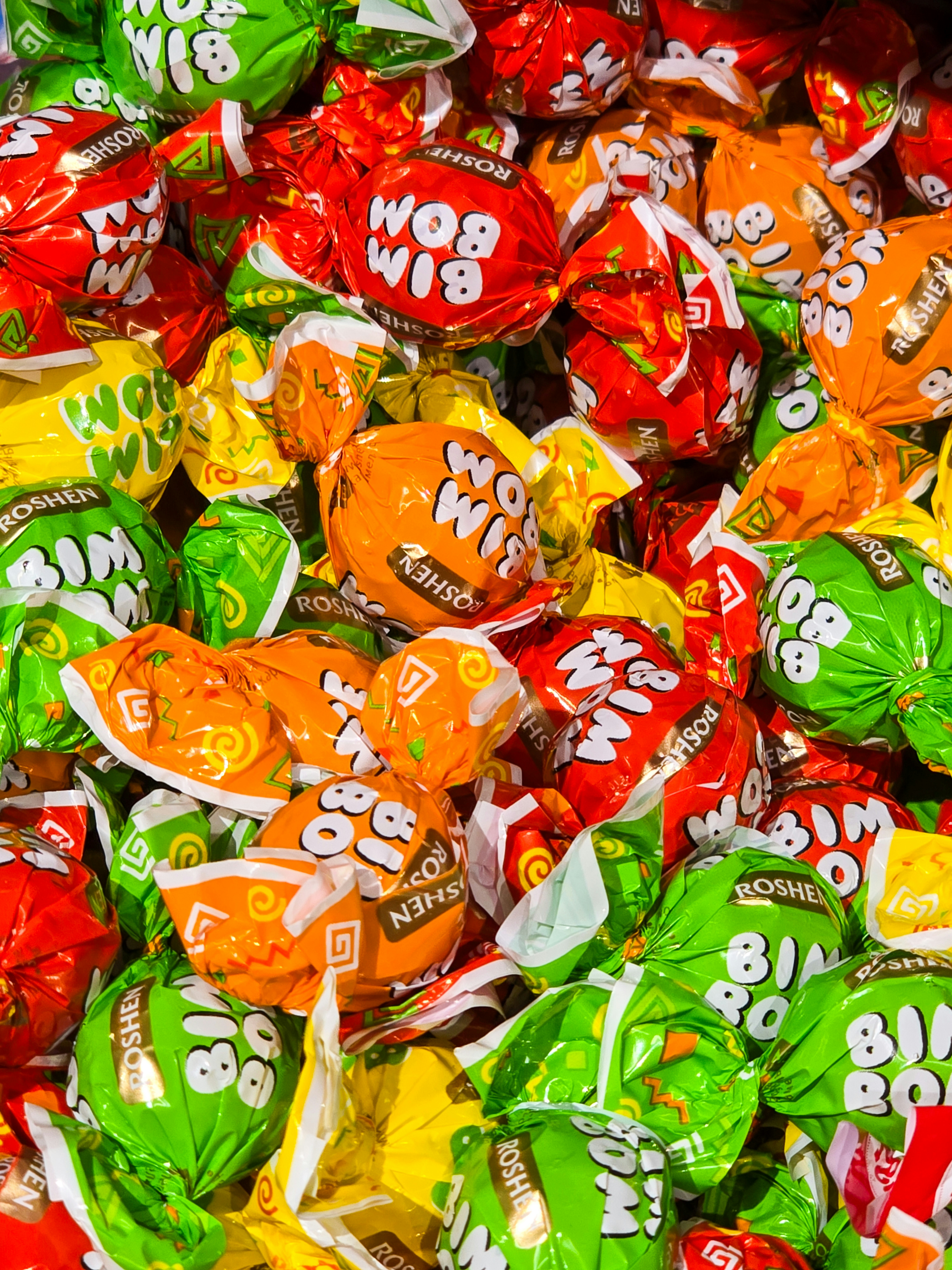 Individually wrapped Roshen Bim Bom hard candies