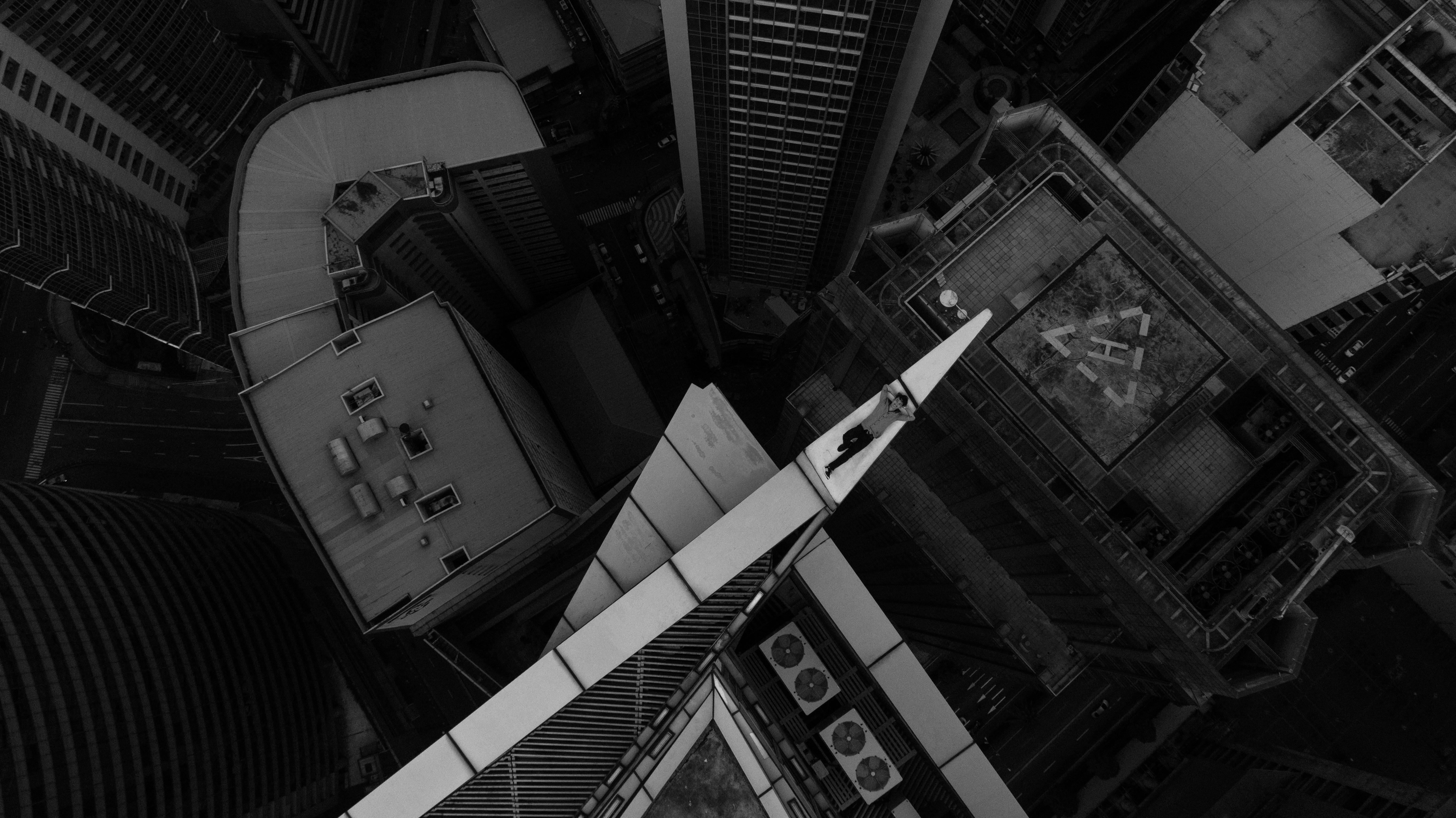 Nocturnal Skyline Artery