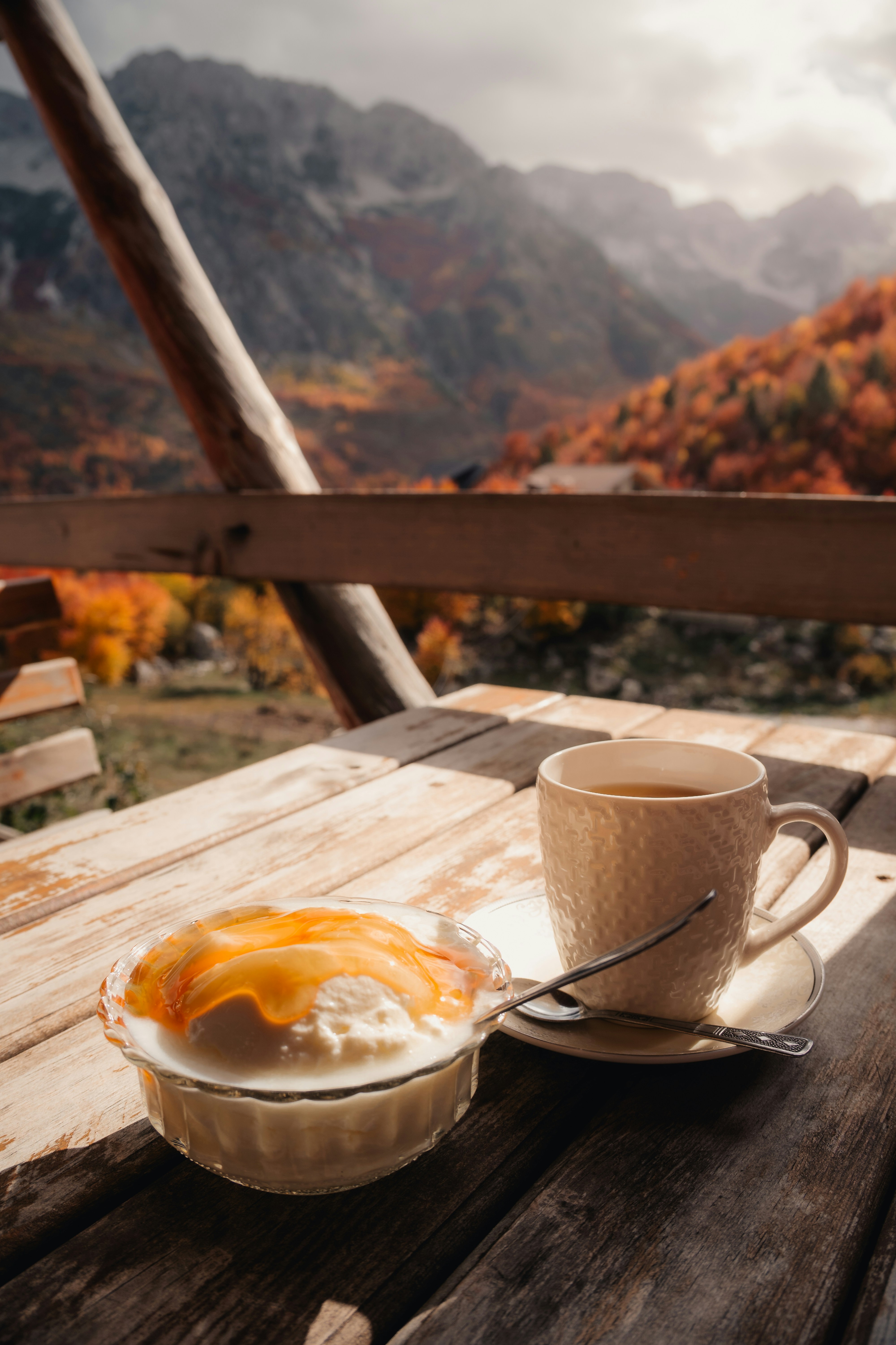 Autumn Bliss: Caramel-topped Pot de Creme on a Rustic Balcony