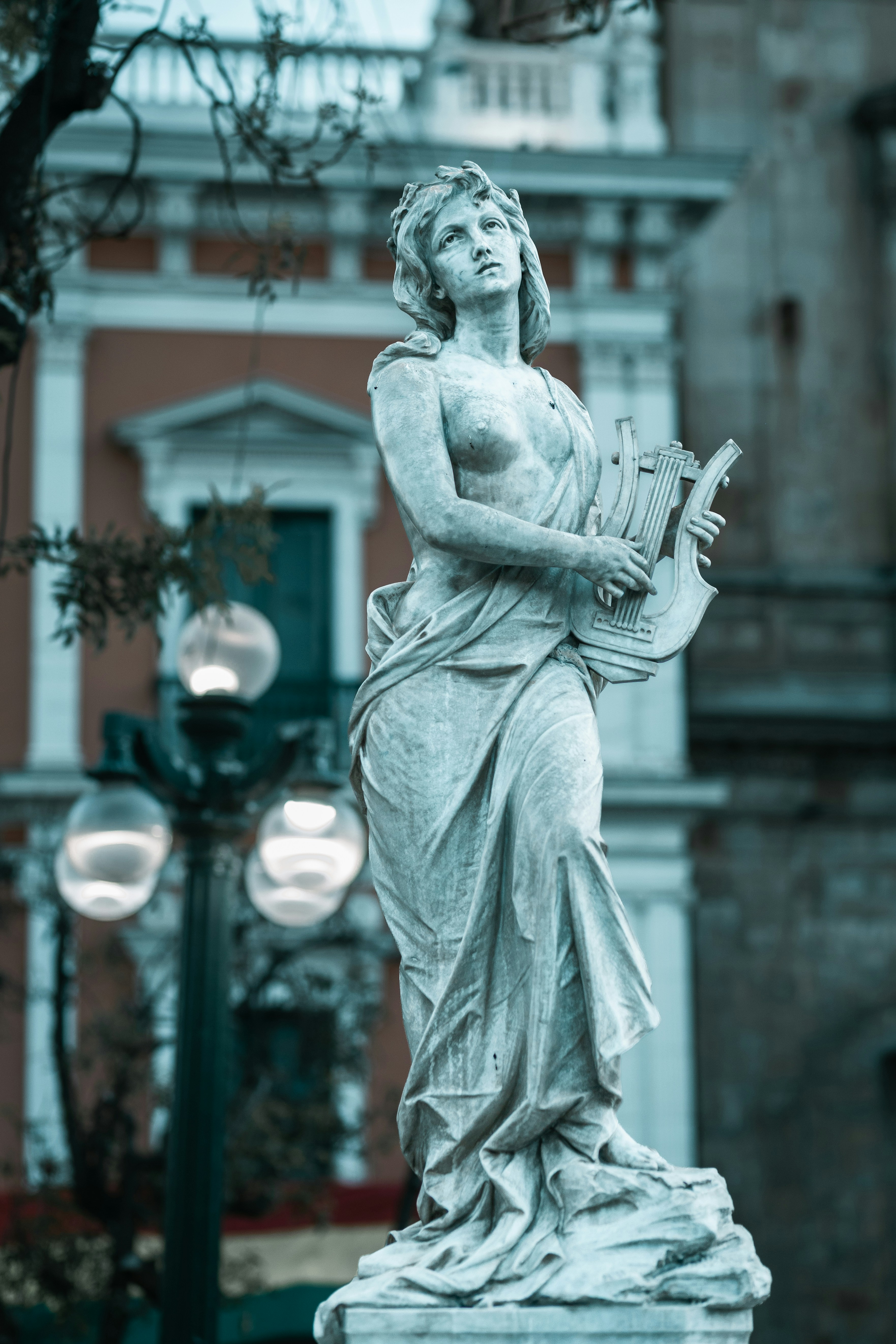 Statue Serenade: A Marble Muse with a Lyric in Stone