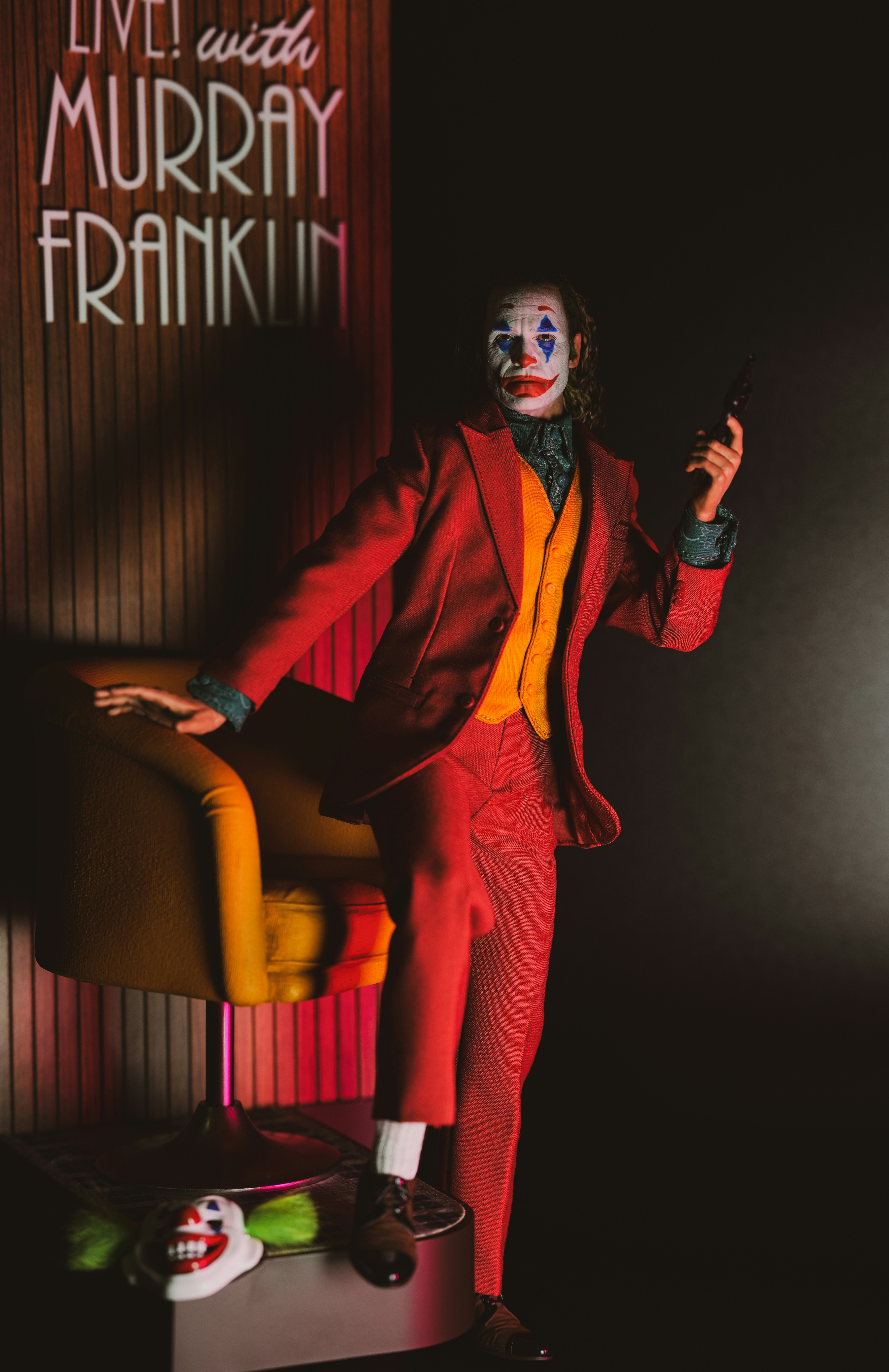 Joker in the Spotlight: A Desk-Stage Portrait