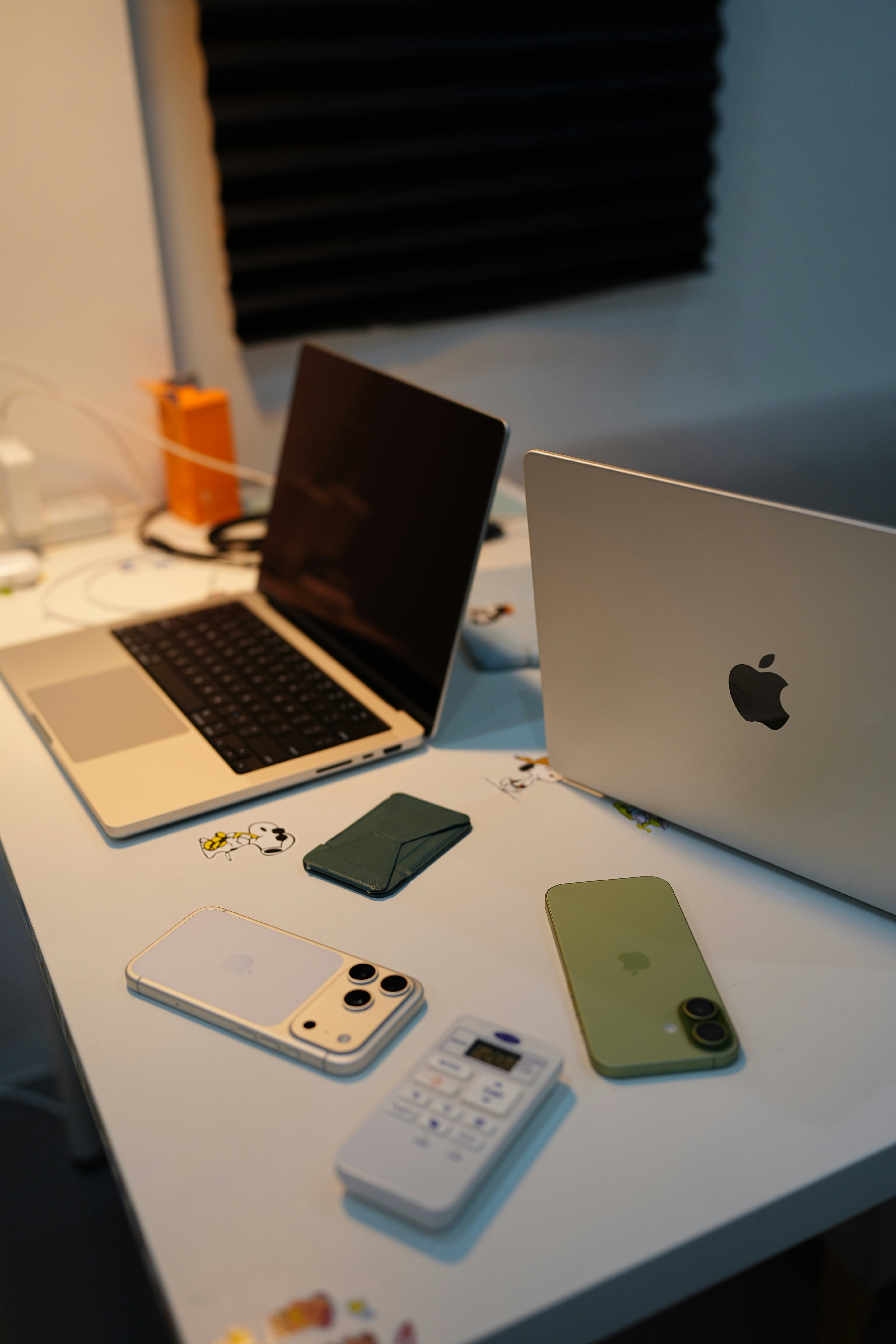 Laptop Oasis: A Quiet Desk with Apple and Android Twins