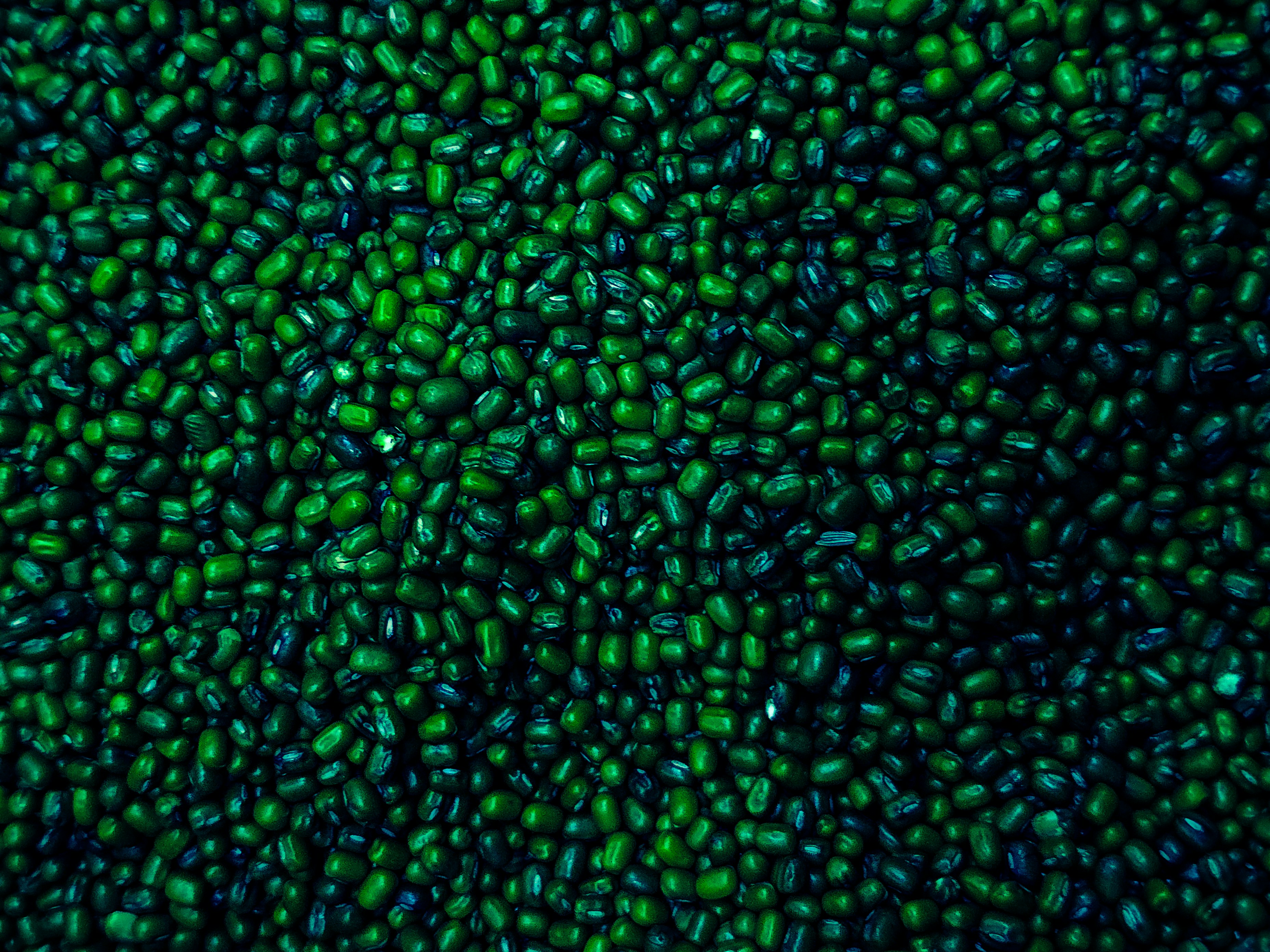 Emerald Mosaic: A Close-Up of Green Bead-like Textures
