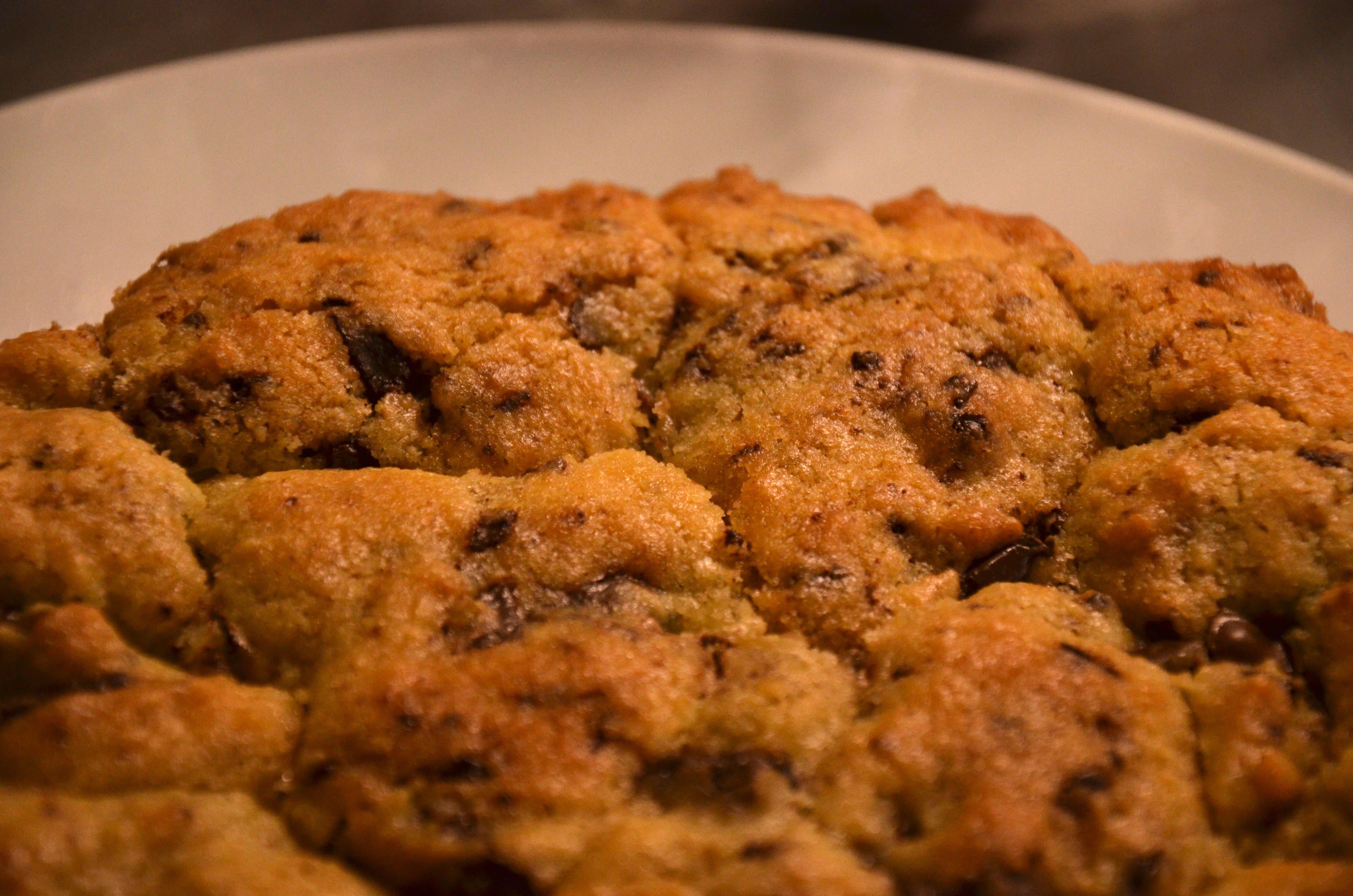 Golden Crunch Cookies: A Close-Up of Sweet, Baked Goodness