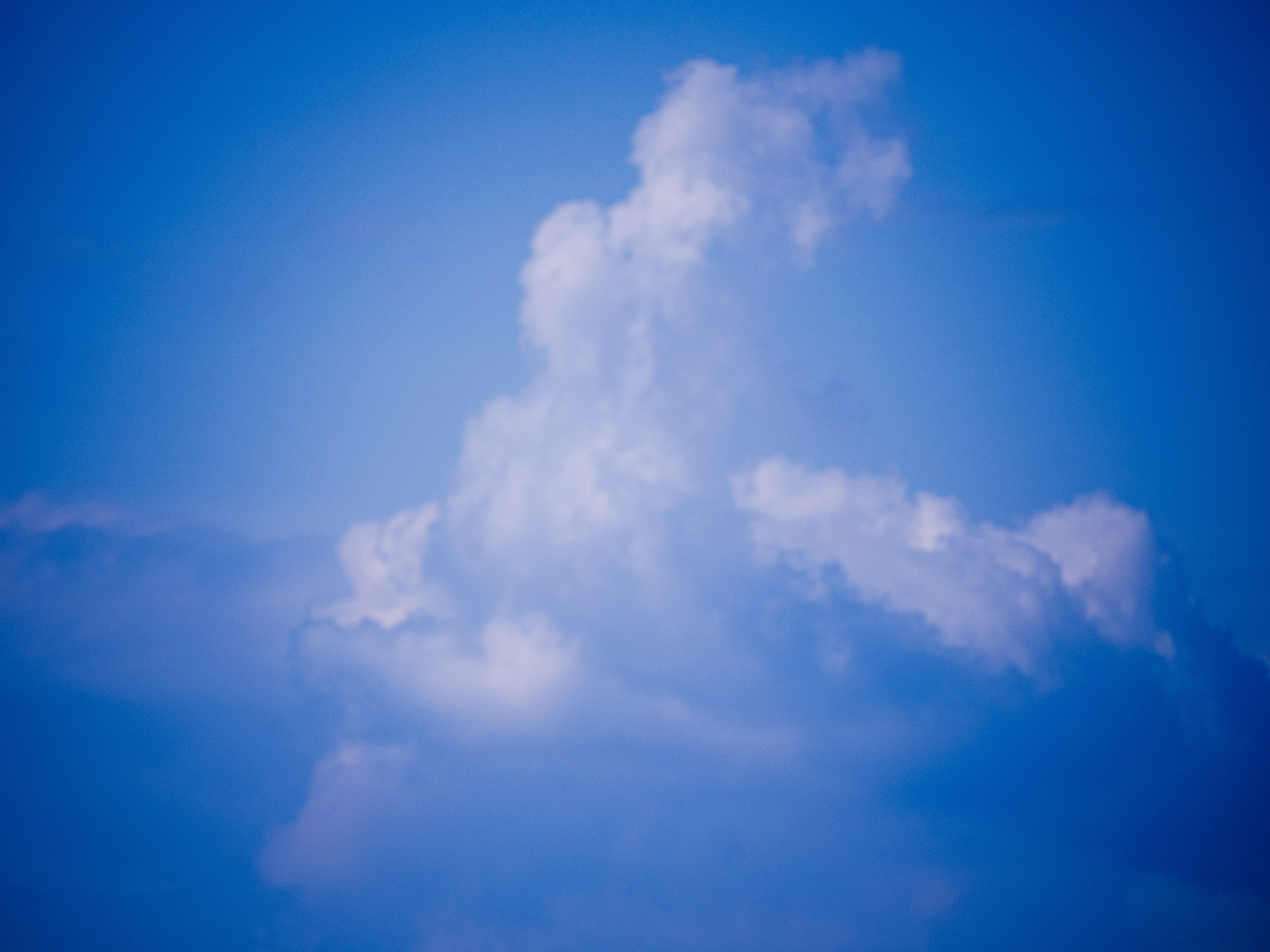 Azure Cloud Cascade in Quiet Horizon