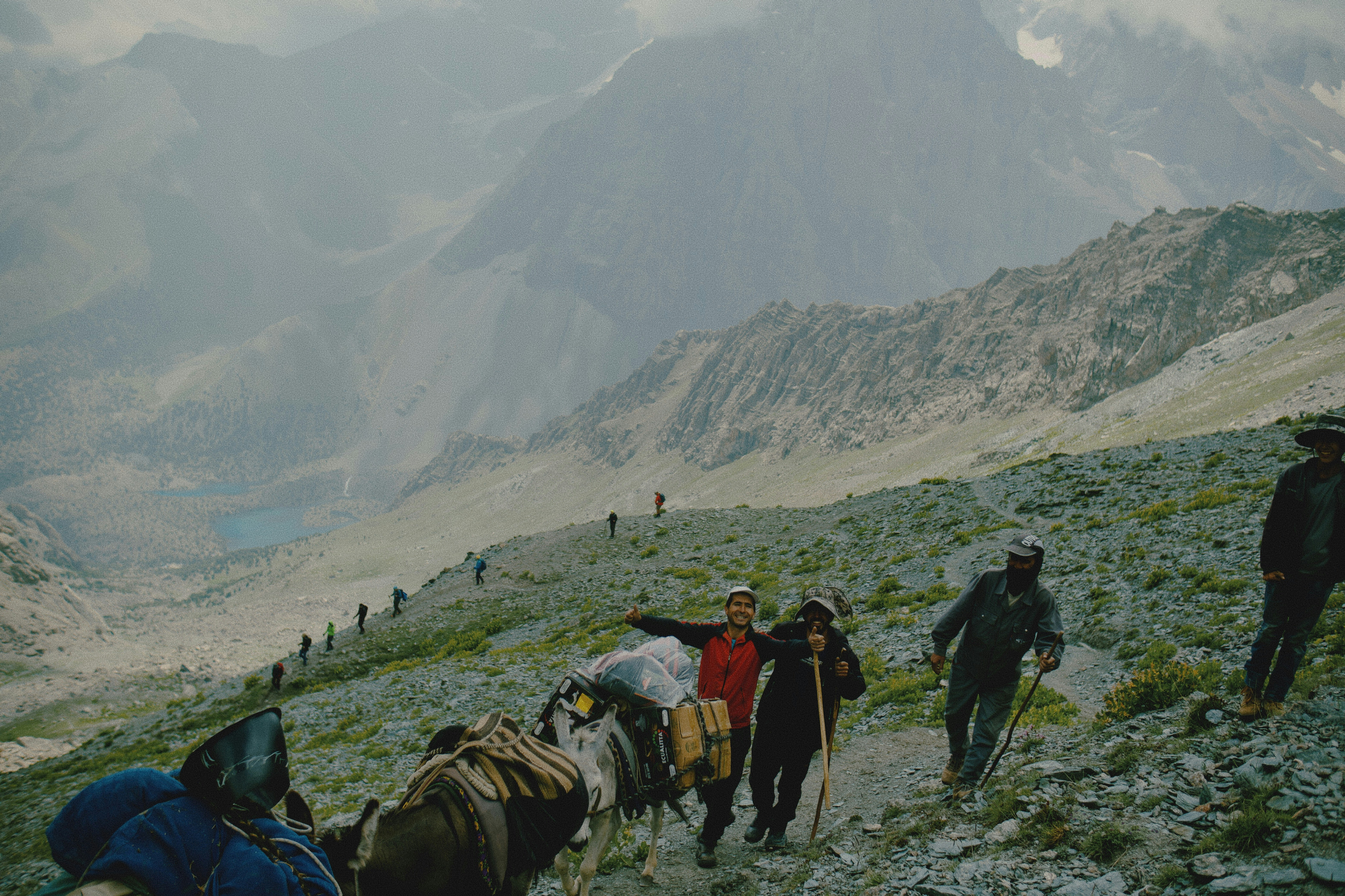 Trail of Echoes: Climbers Thread the Shifting Ridge