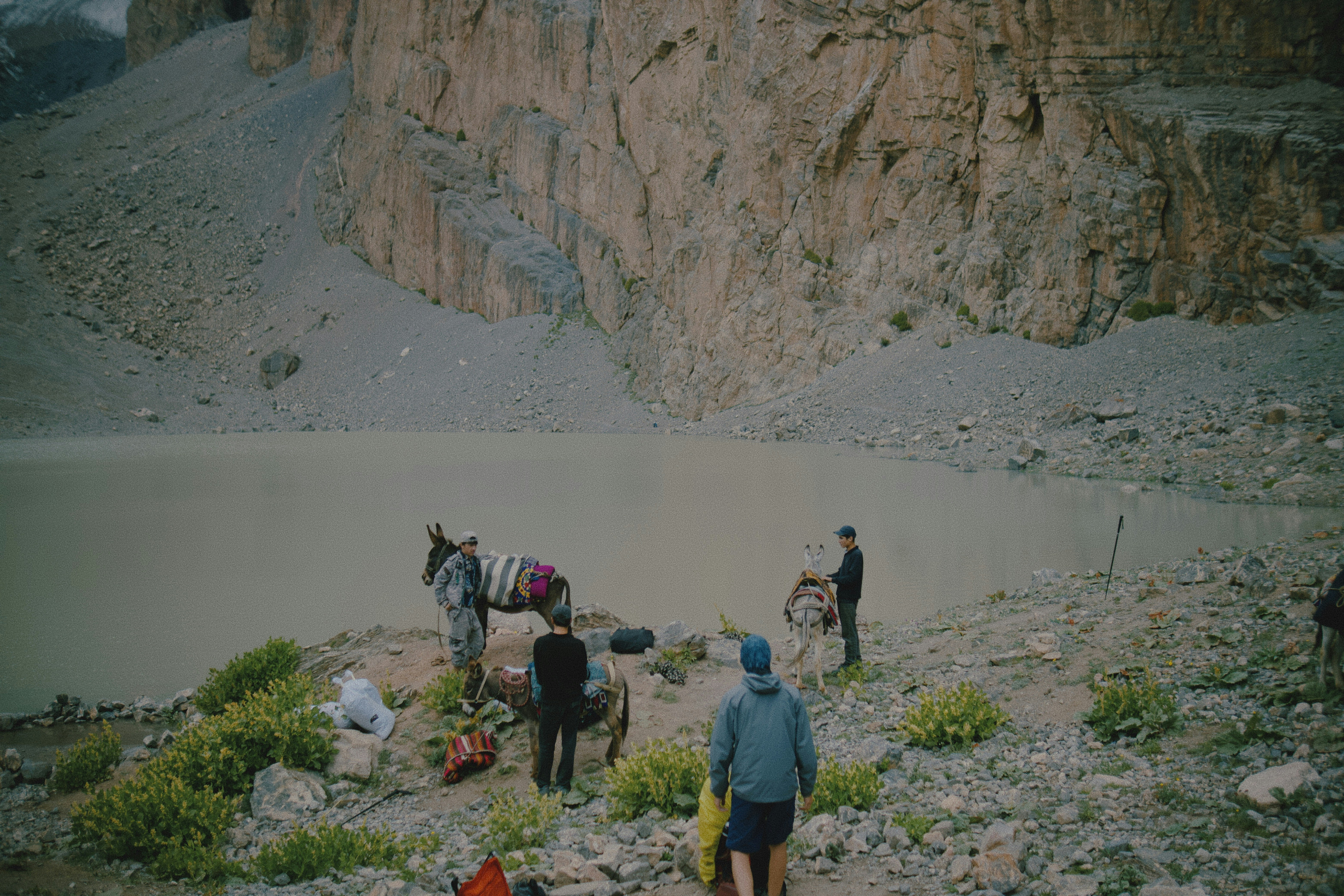 Cliffside Camp by the Quiet Reservoir