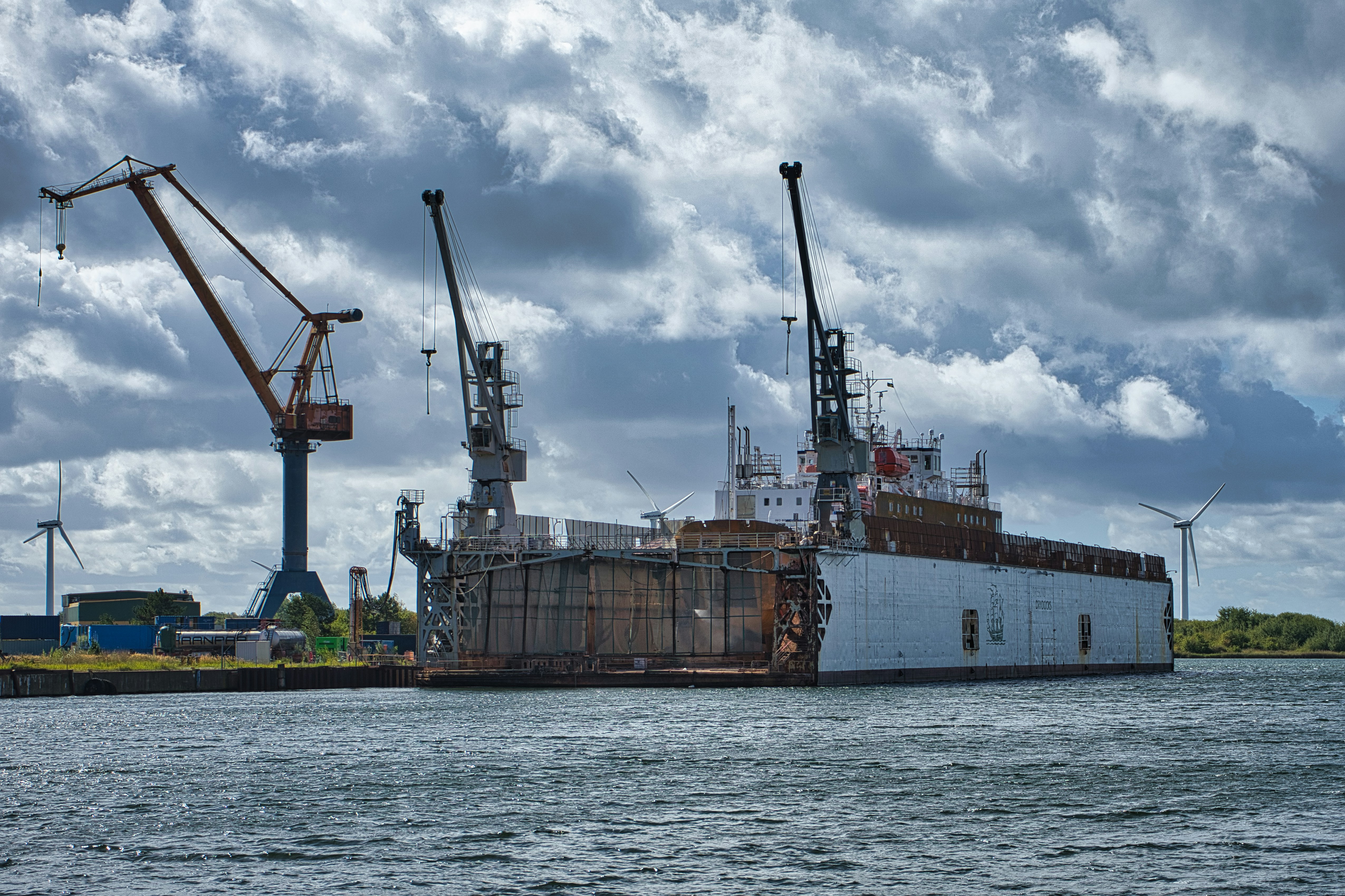 Industrial Waterfront: The Lifting Giants and the Evolving Port