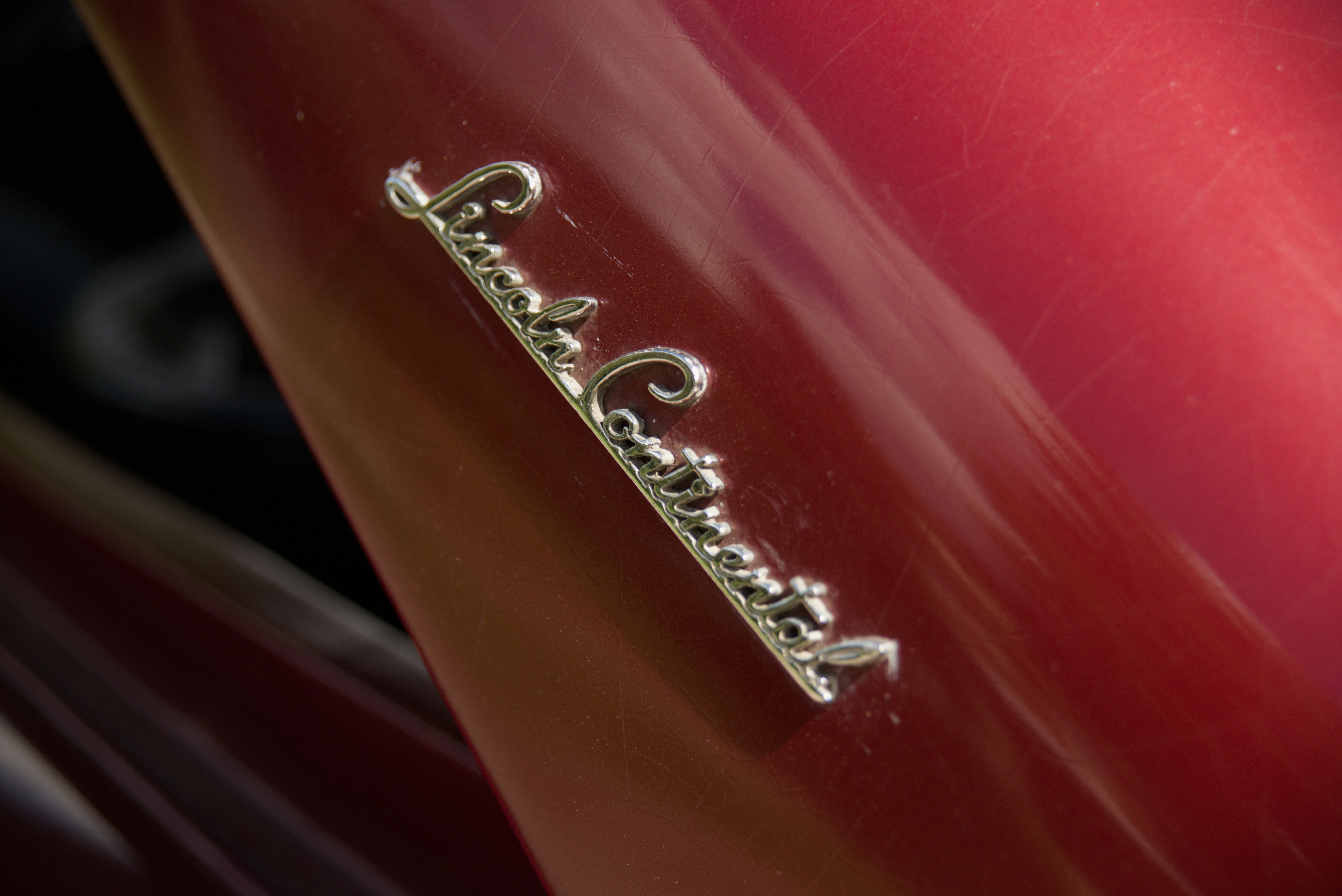 Chrome Script on Crimson Curves