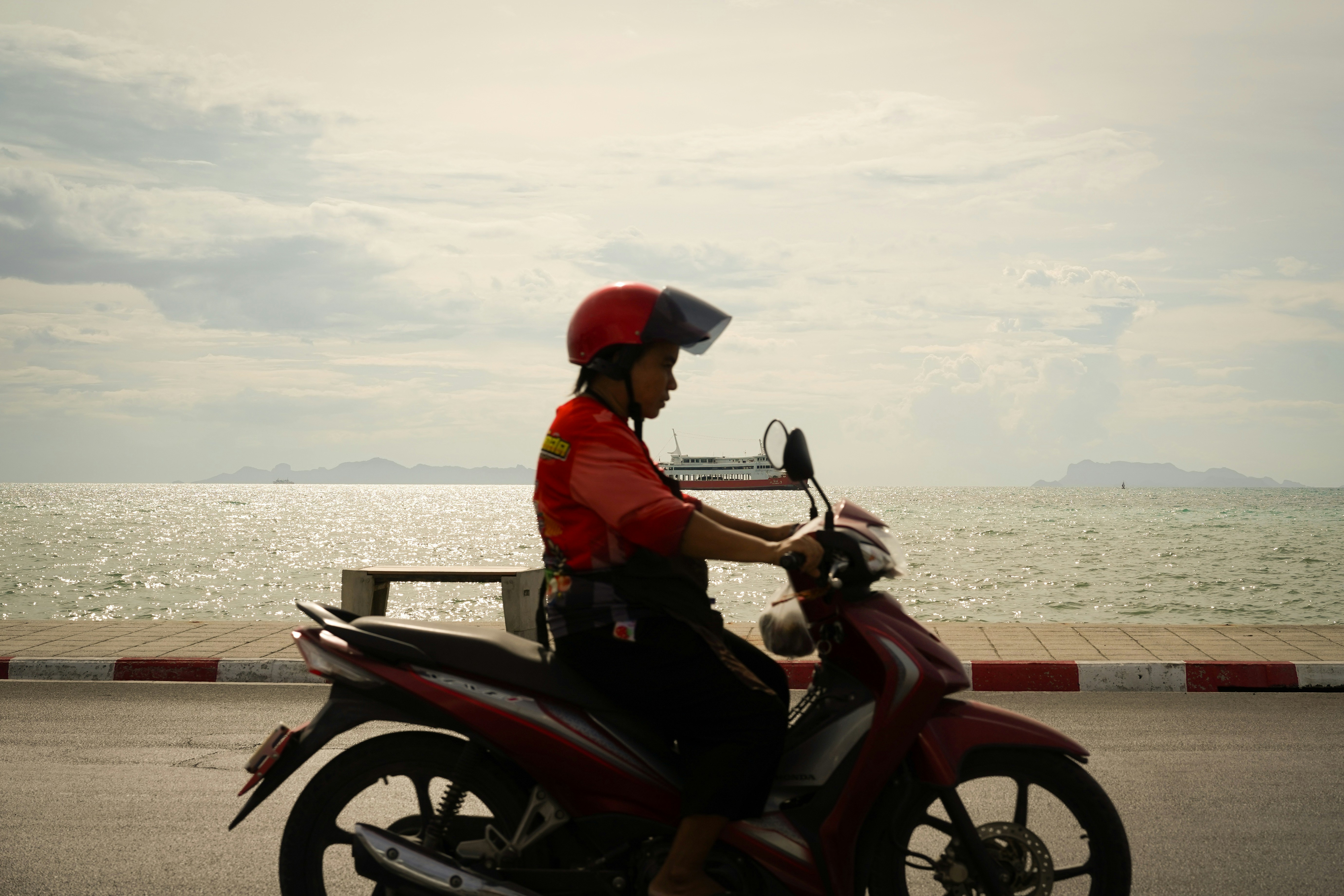 Red Rider on the Waterfront: A Ride by the Sea