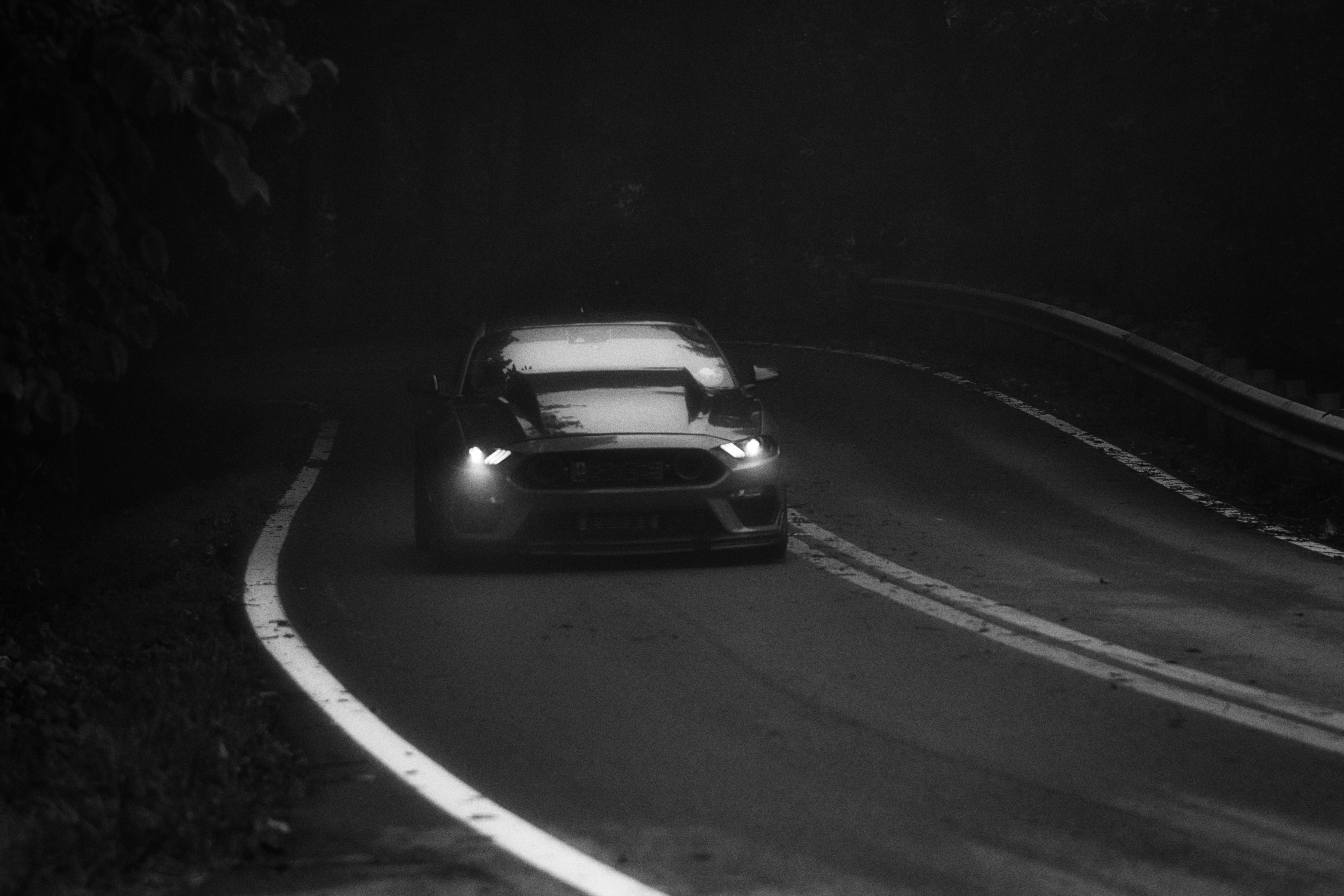 Headlights Through the Curves: A Night Run on the Spiral Road