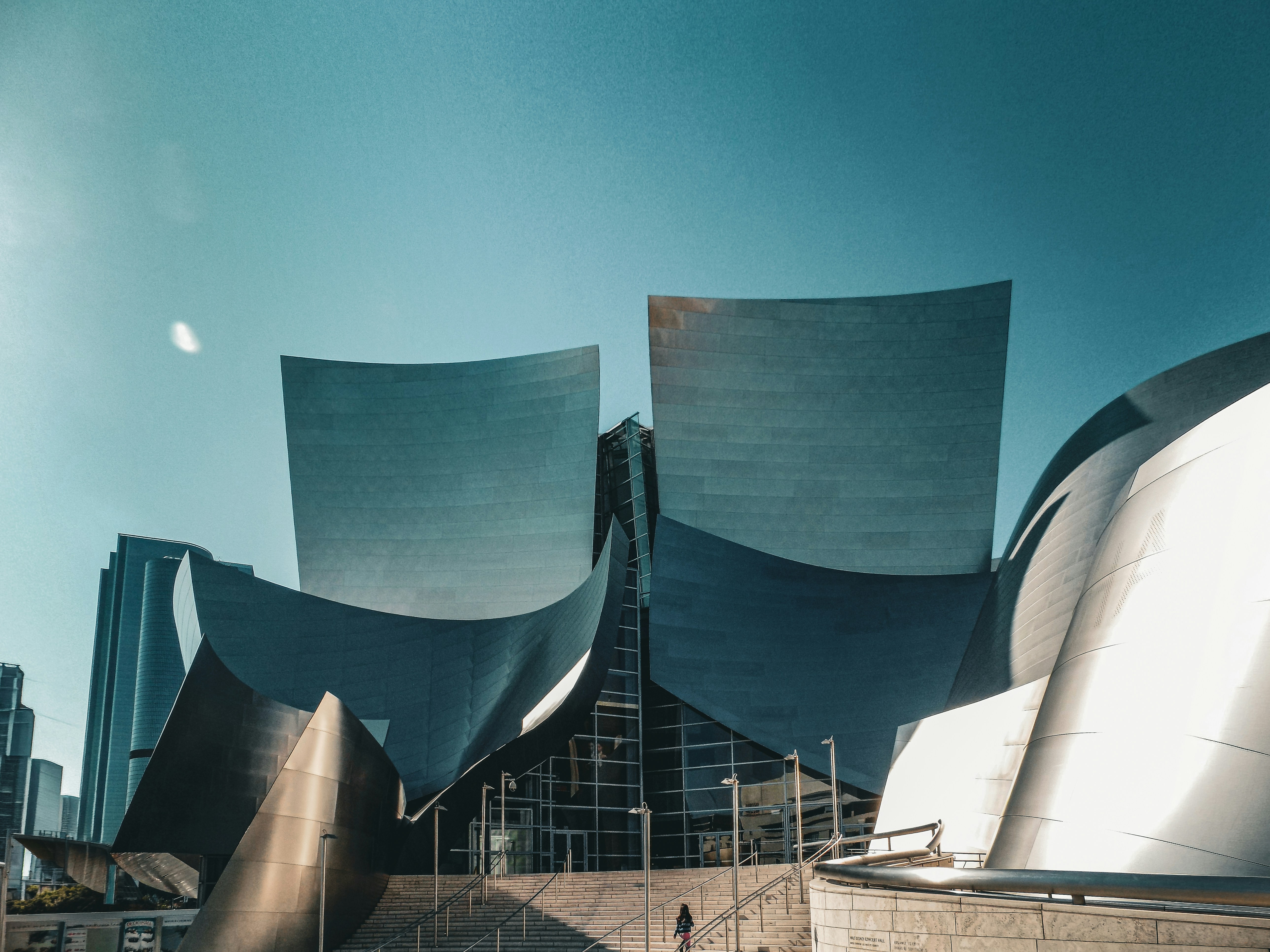 Urban Symmetry: Shapes of a Titanium Skyline