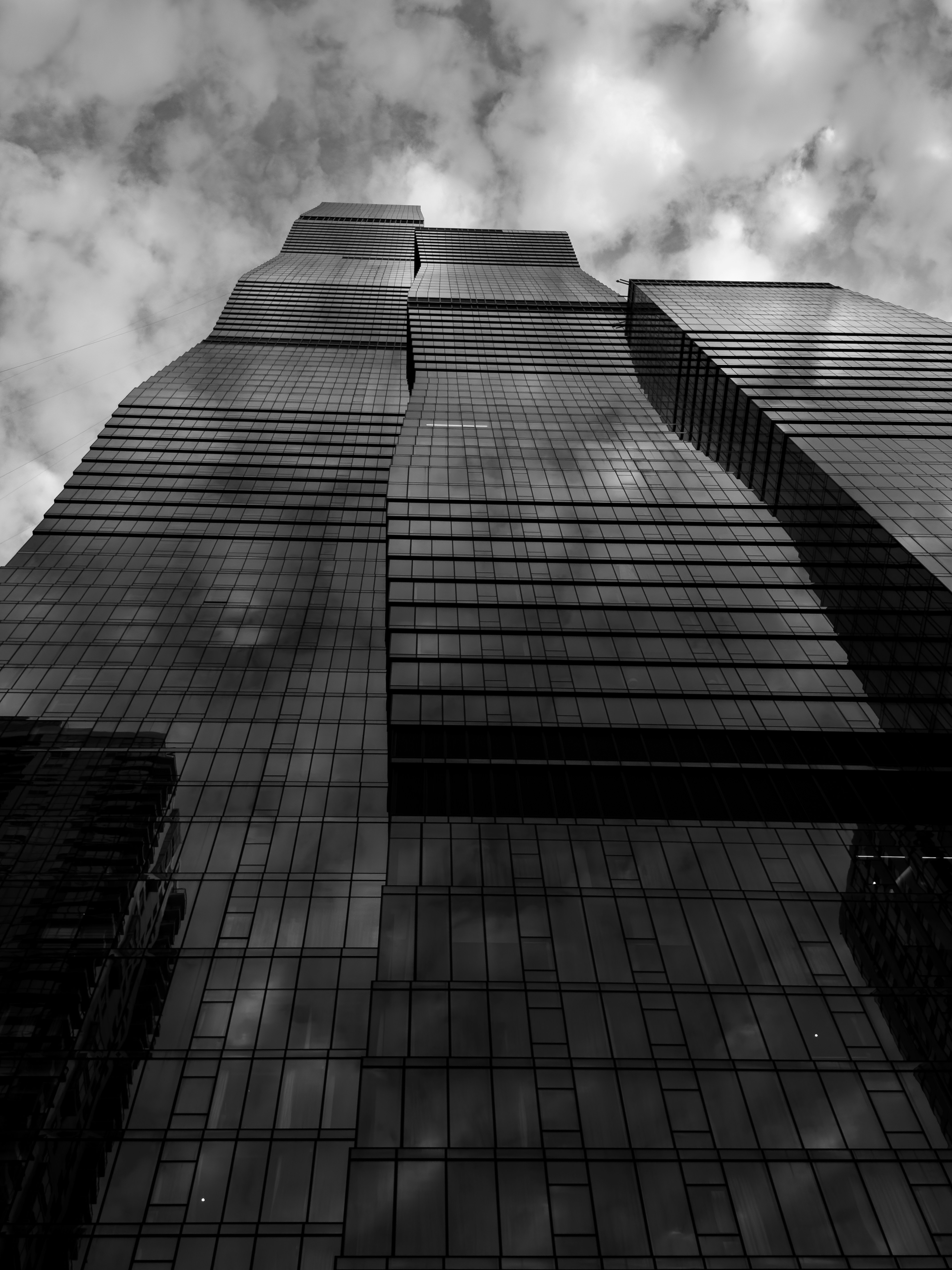 Gotham Glass: A Skyward Cascade of Towers
