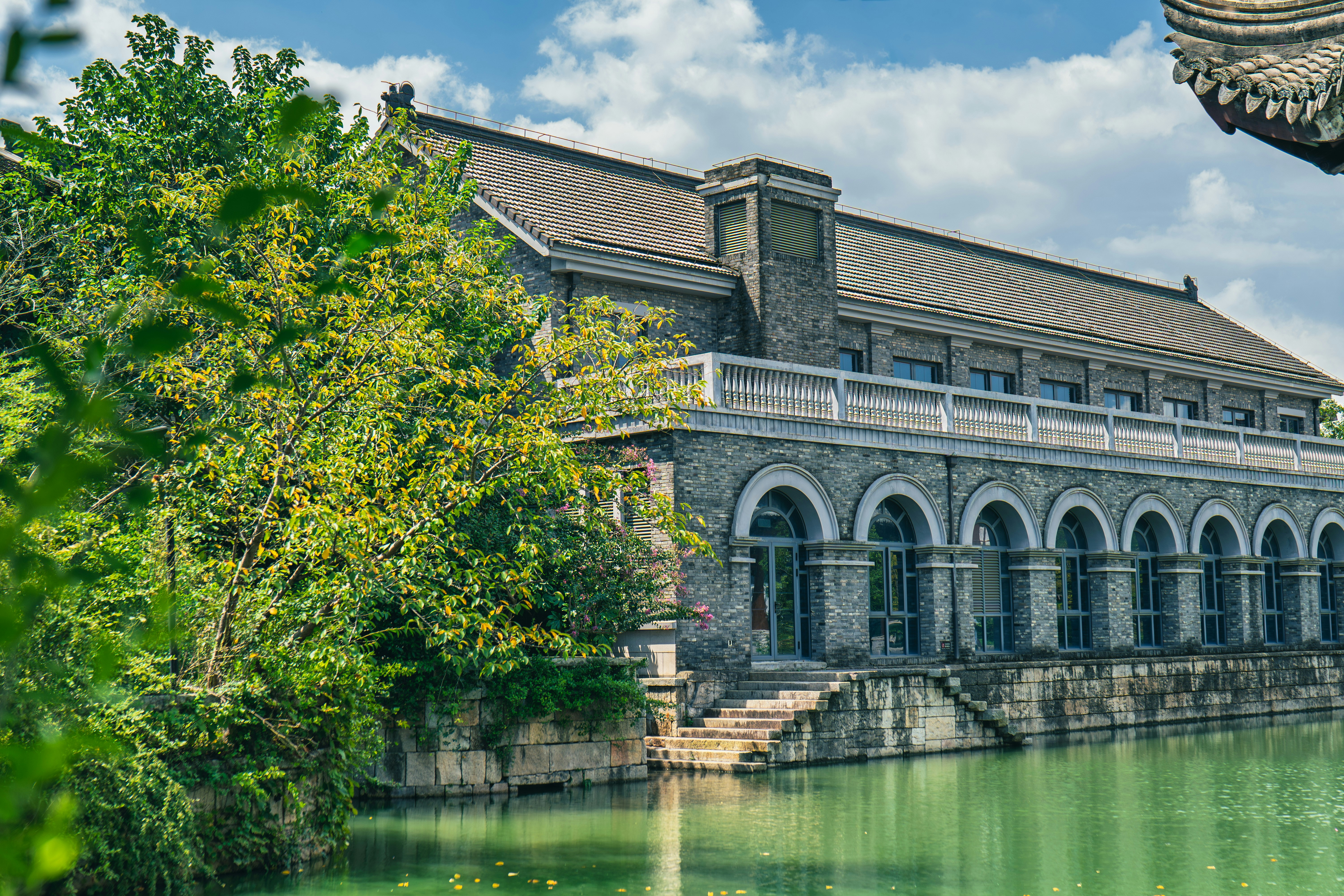 Bridge of Echoes: Classic Stone Pavilion Over a Quiet Canal