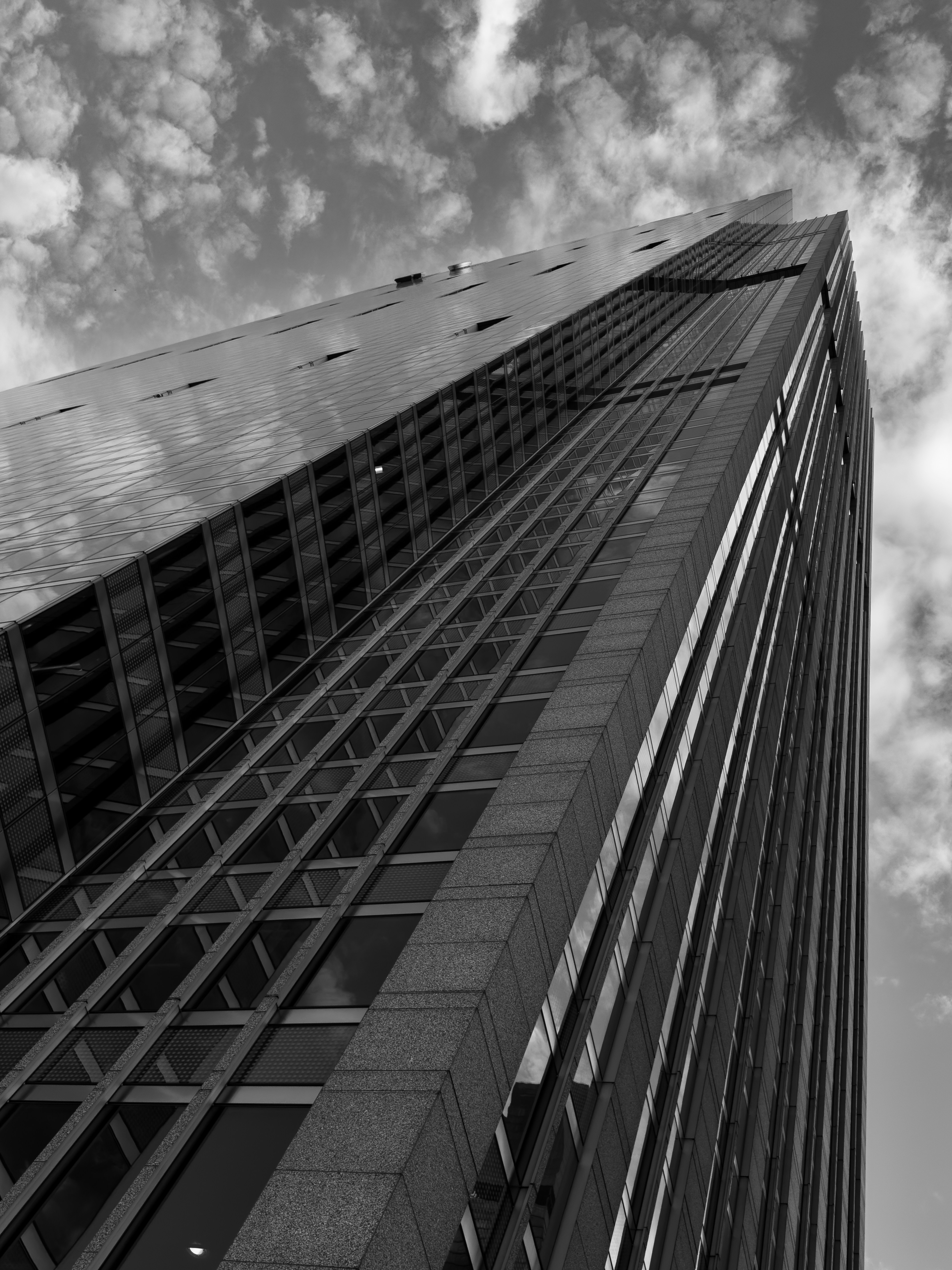 Vertical Ascent: A Skyscraper Reaches Toward the Clouds