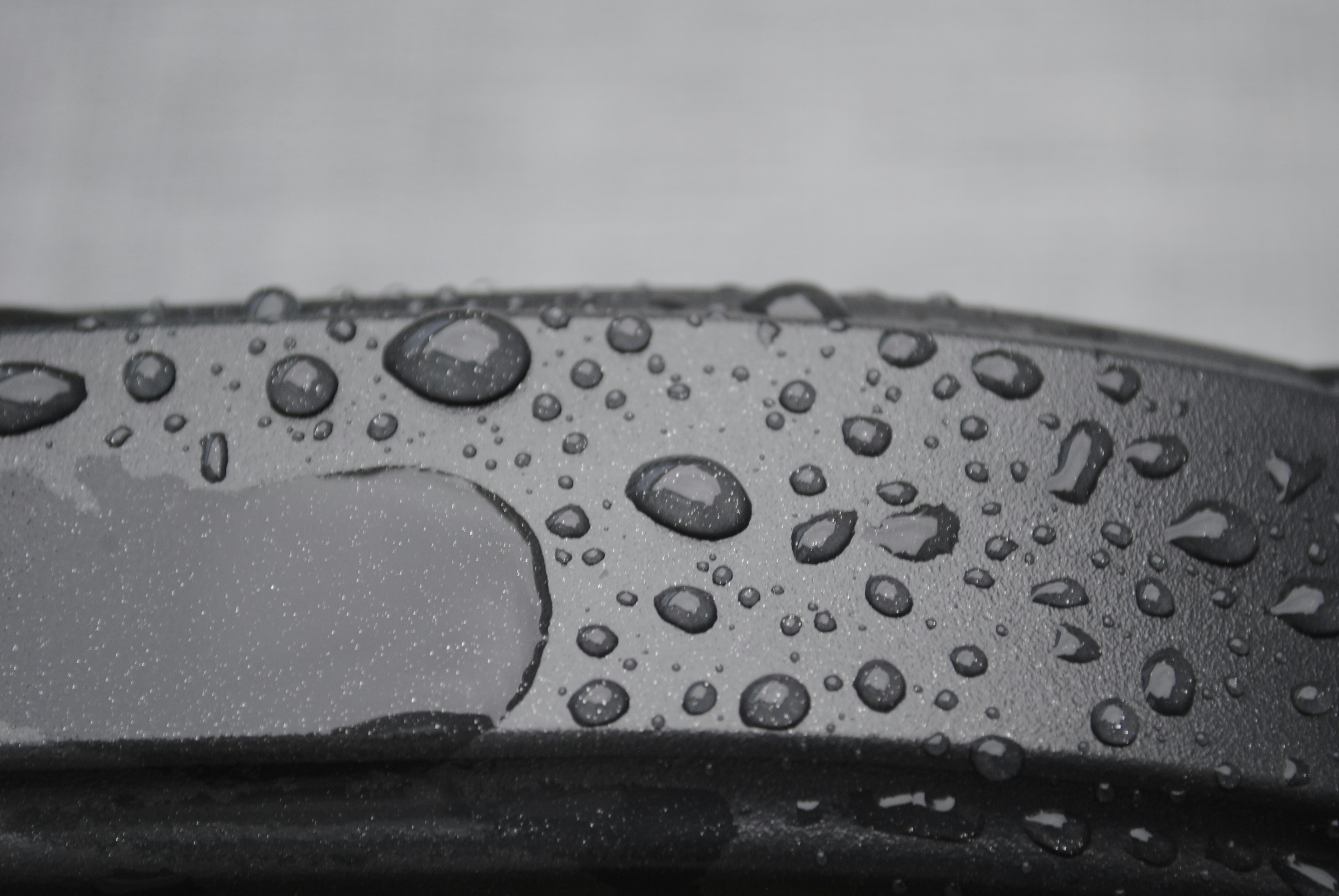 Raindrops on a Metallic Edge
