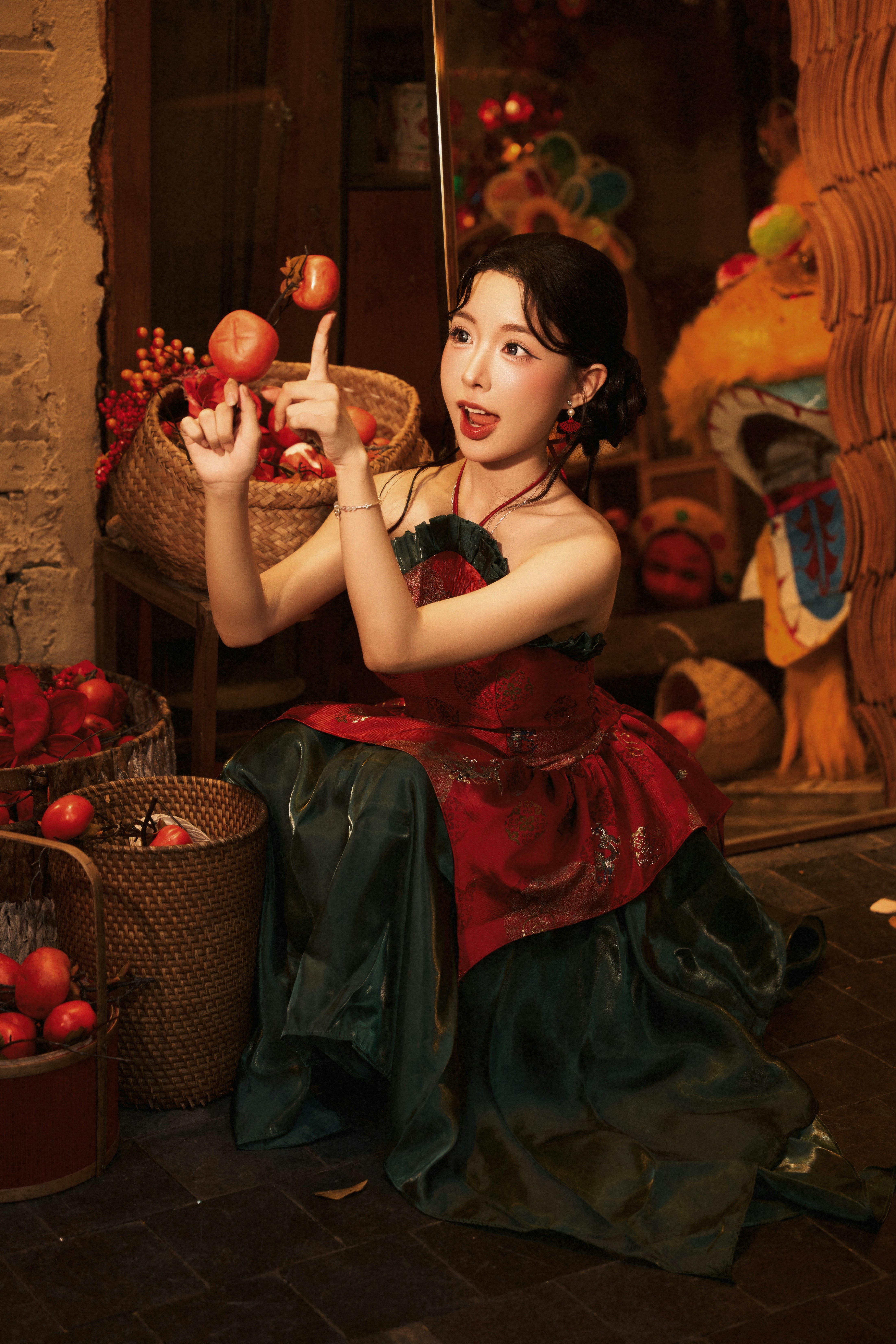 The beauty of Vietnamese women during the Mid-Autumn Festival.